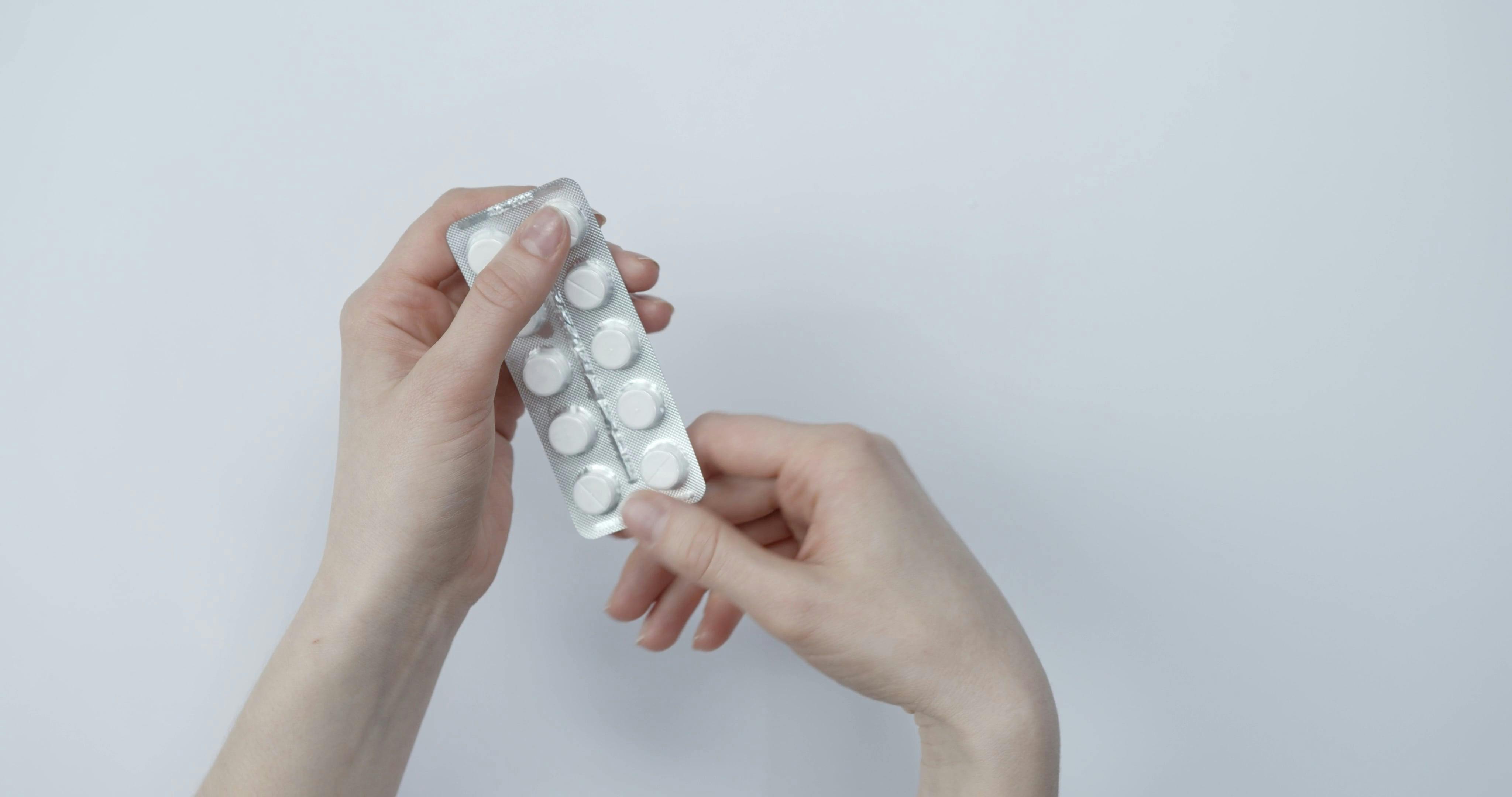 Vídeo profissional gratuito de assistência médica, branco, clínico