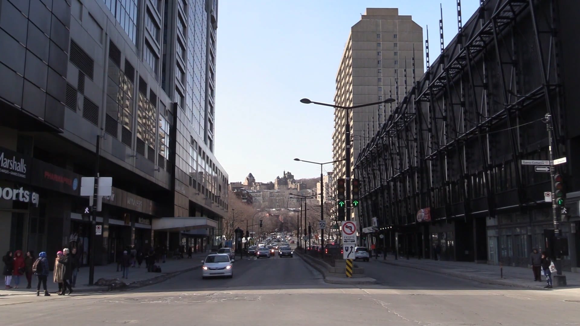 A Busy Intersection in Montreal · Free Stock Video