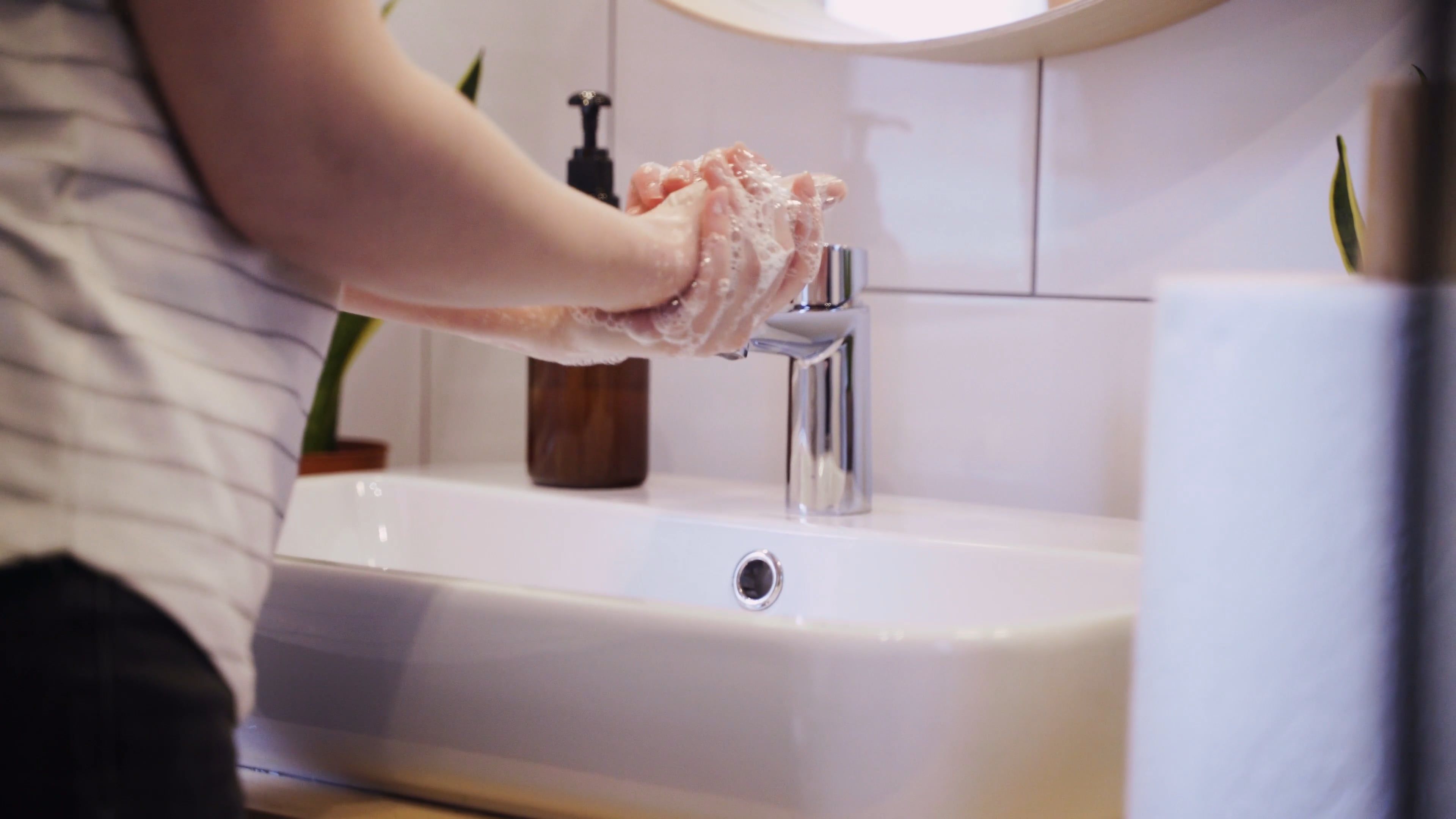 Household Hygiene Videos, Download The BEST Free 4k Stock Video Footage ...