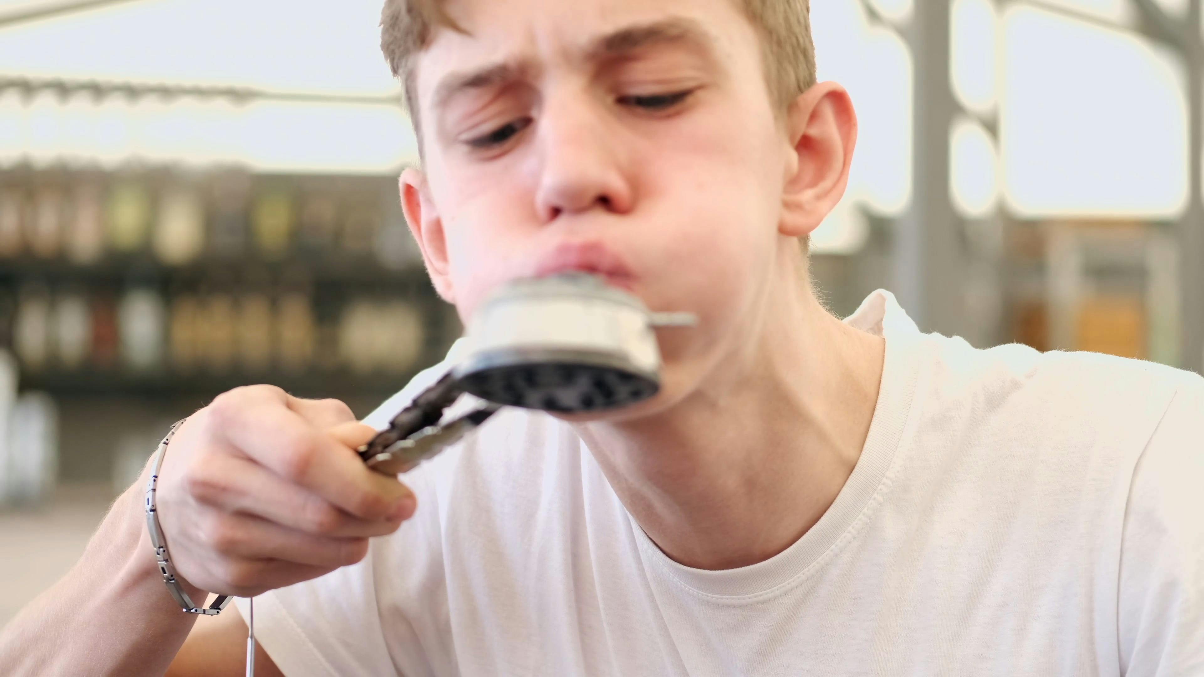 The Tong Teen Videos, Download The BEST Free 4k Stock Video Footage ...