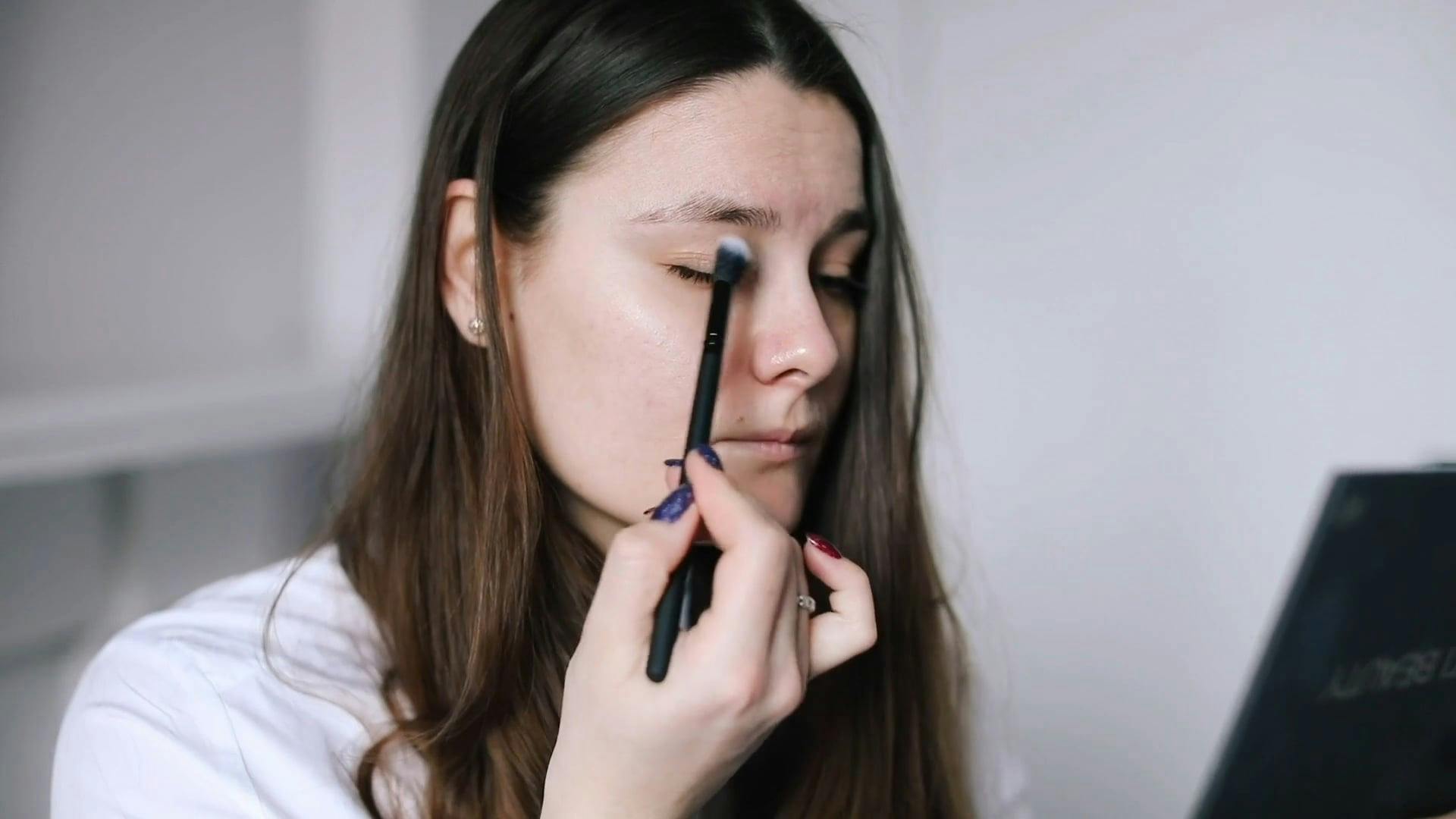 A Woman Applying Eye Shadow Make-up Free Stock Video Footage, Royalty ...