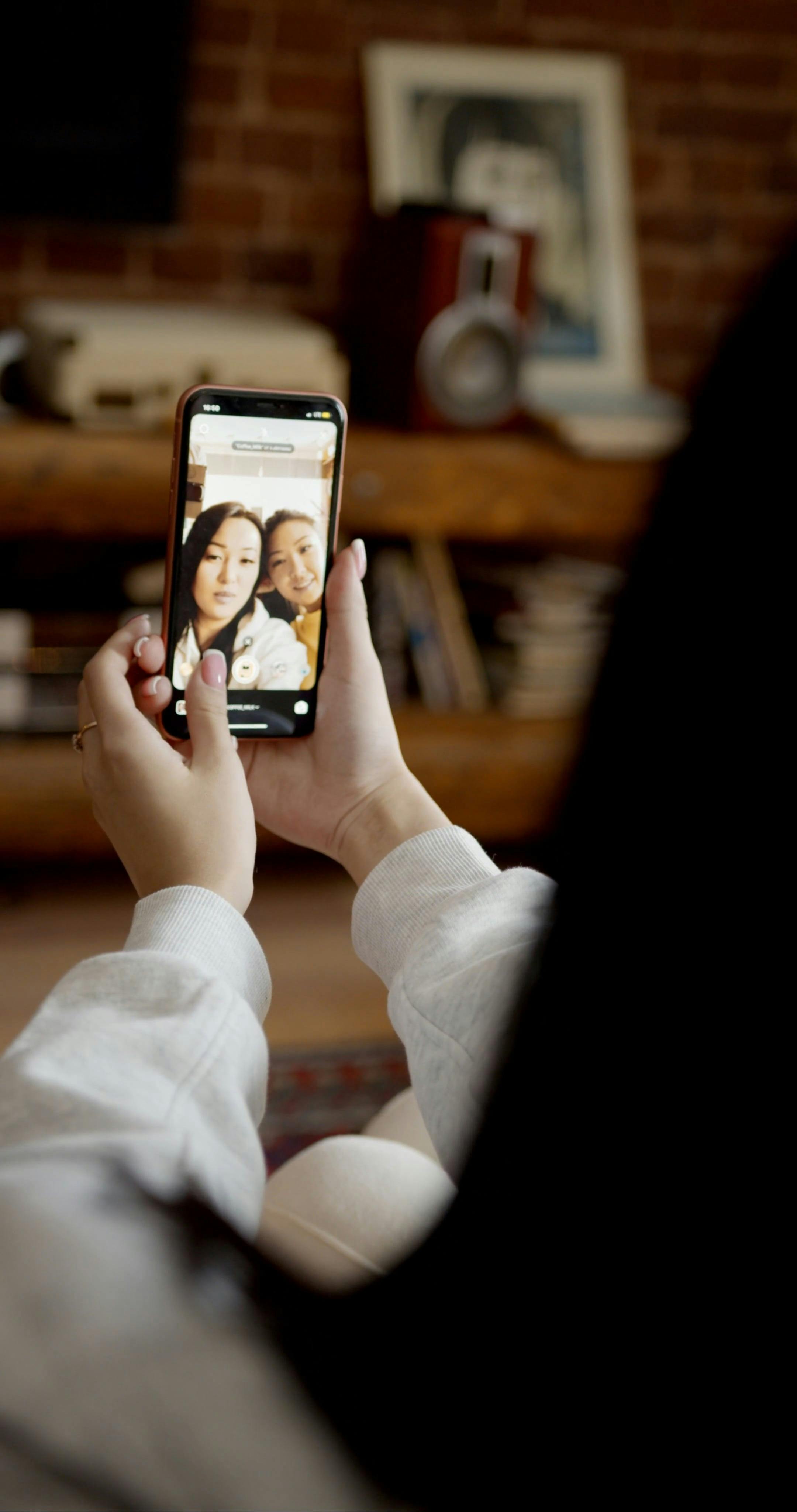 Frontal Selfie Image With Dye Hair Videos, Download The BEST Free 4k ...