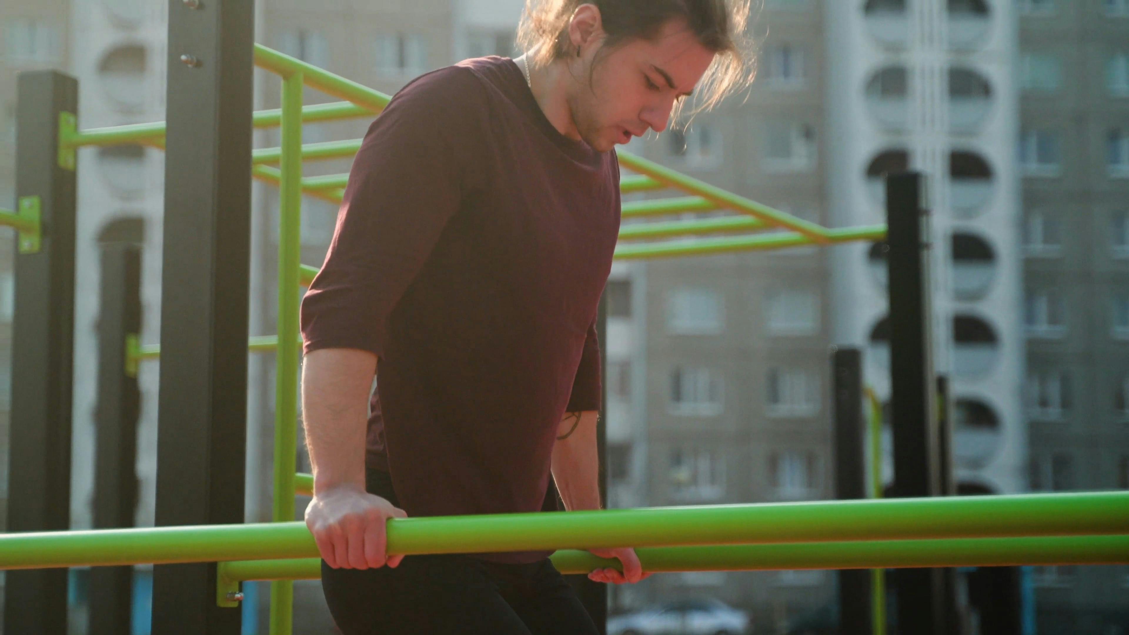 Bar Dips Videos, Download The BEST Free 4k Stock Video Footage & Bar ...