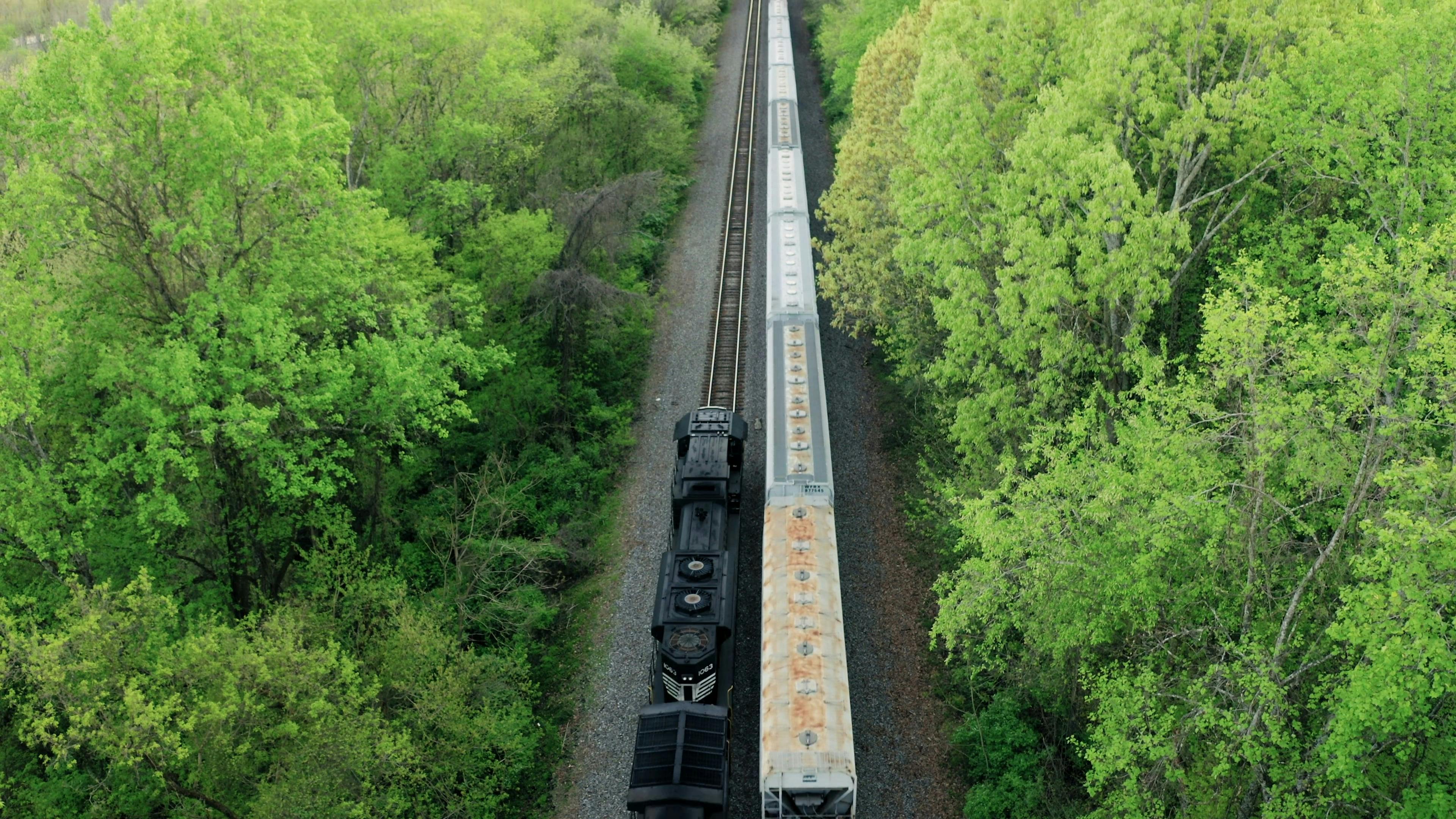 Green Trains Videos, Download The BEST Free 4k Stock Video Footage ...