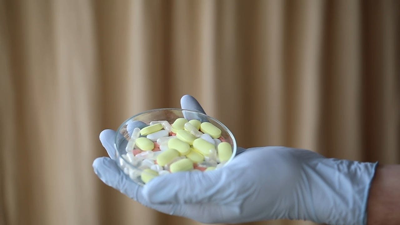 Pill Samples Videos, Download The BEST Free 4k Stock Video Footage ...
