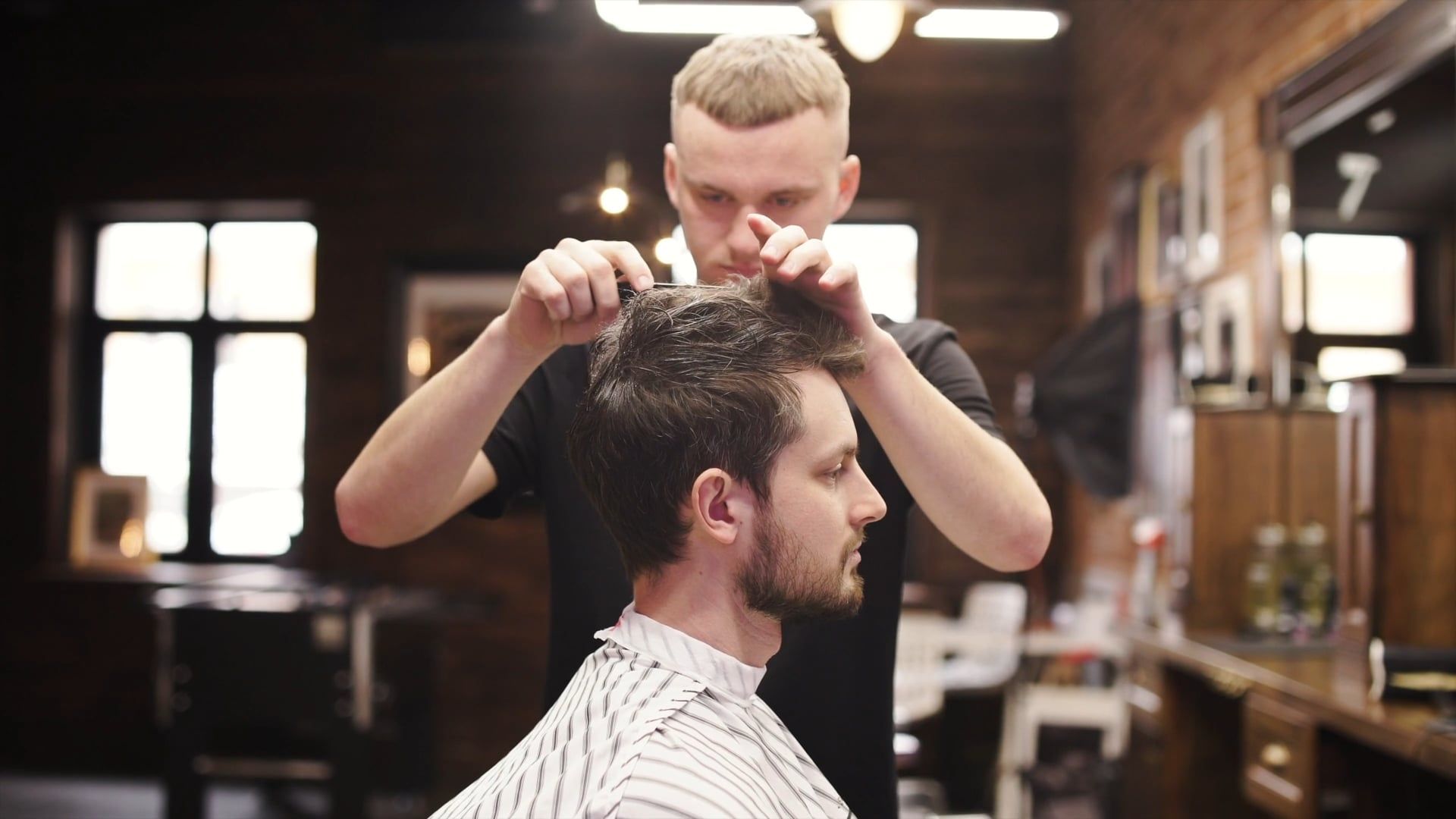 Video stok gratis tentang alat pangkas, barber, bisnis, dandan ...