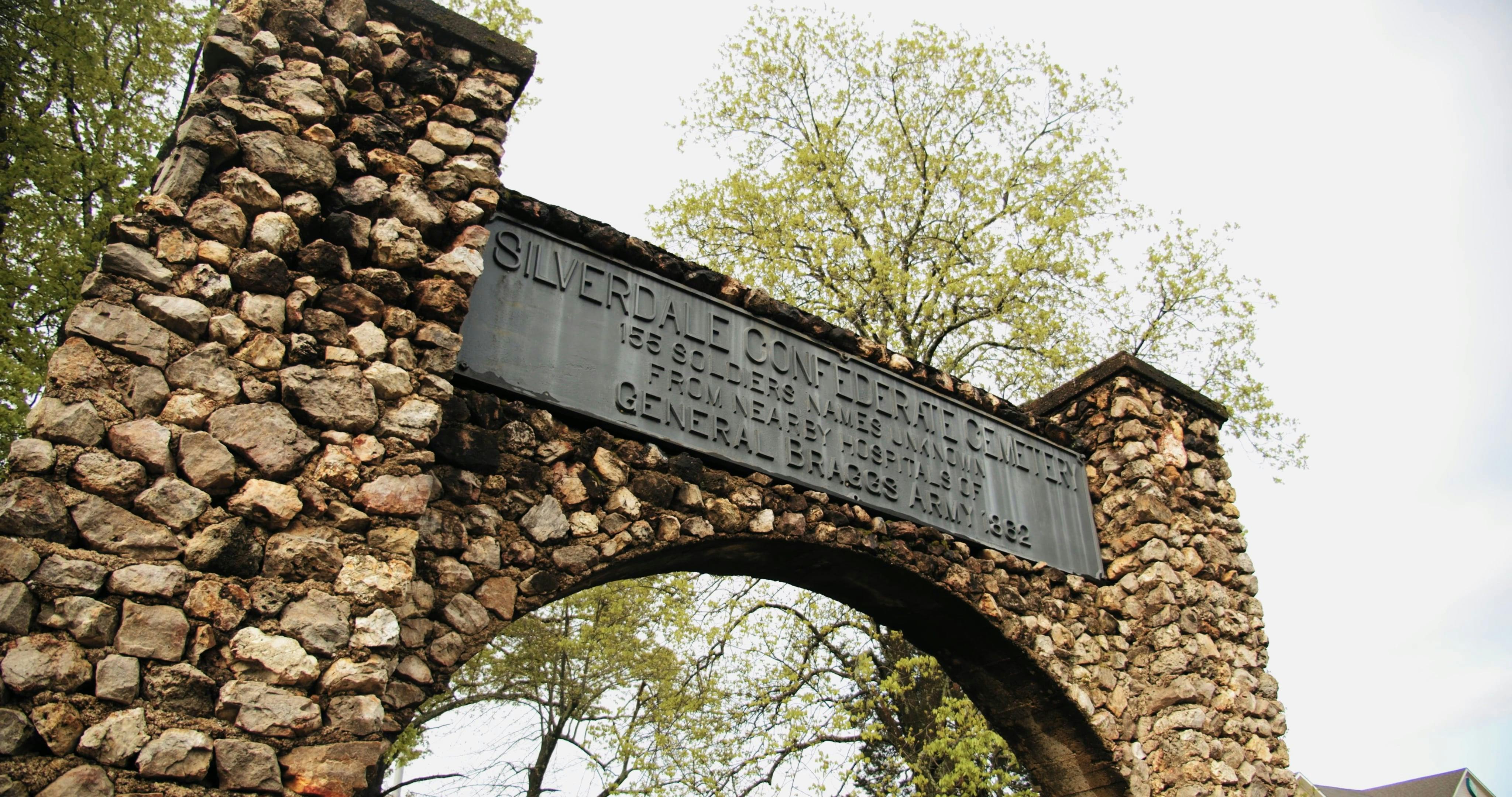 The Arch of a Silverdale Confederate Cemetery Free Stock Video Footage ...