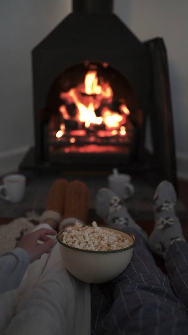 Fireplace Videos, Download The BEST Free 4k Stock Video Footage ...