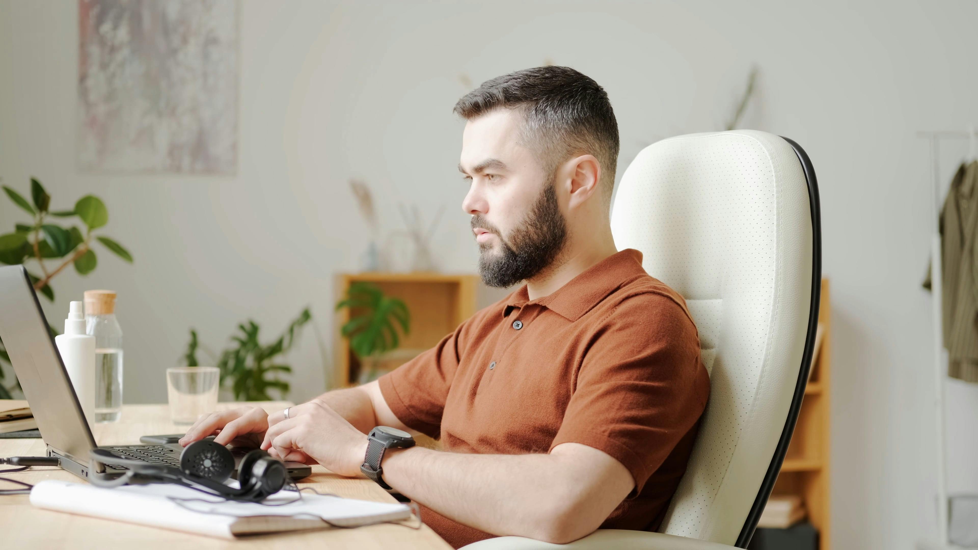 Perosn Computer Videos, Download Free 4k Stock Video Footage & Perosn ...