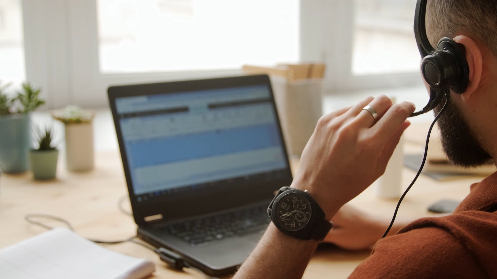 Customer Service Videos, Download The BEST Free 4k Stock Video Footage ...