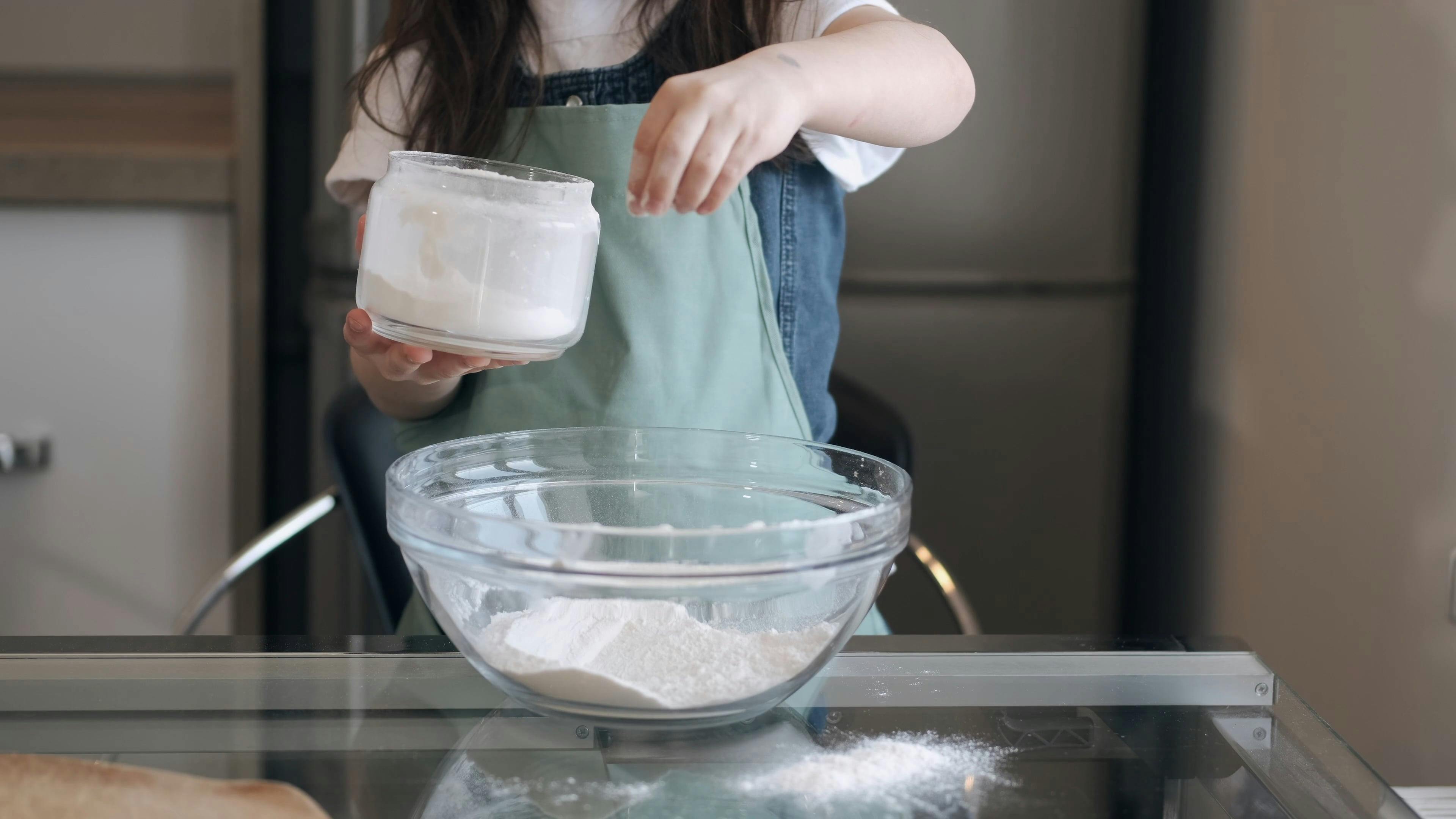 Assistant Baker Videos, Download The BEST Free 4k Stock Video Footage ...