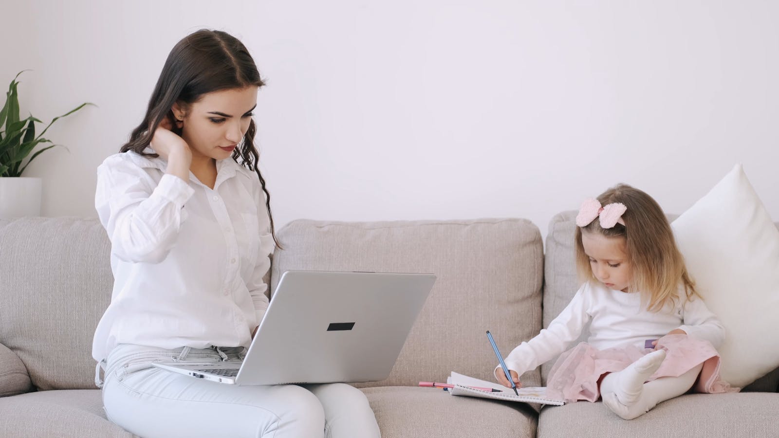 Work From Home Videos, Download The BEST Free 4k Stock Video Footage ...