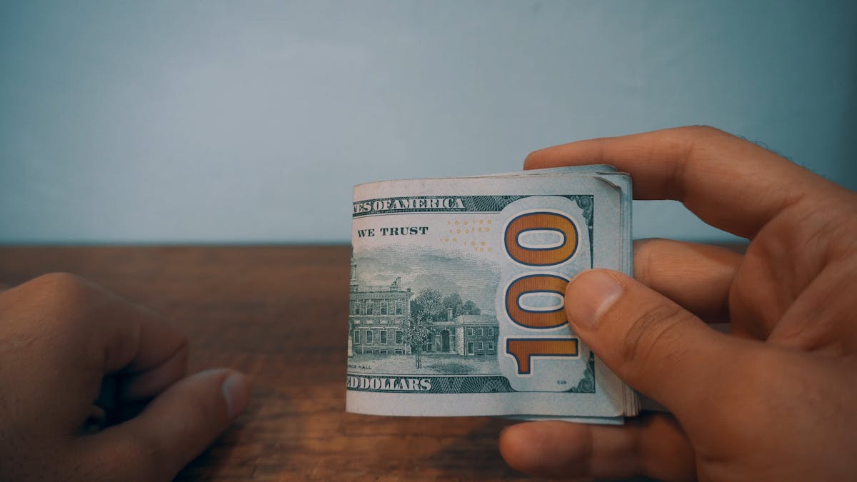 Money Counting Videos, Download The BEST Free 4k Stock Video Footage ...