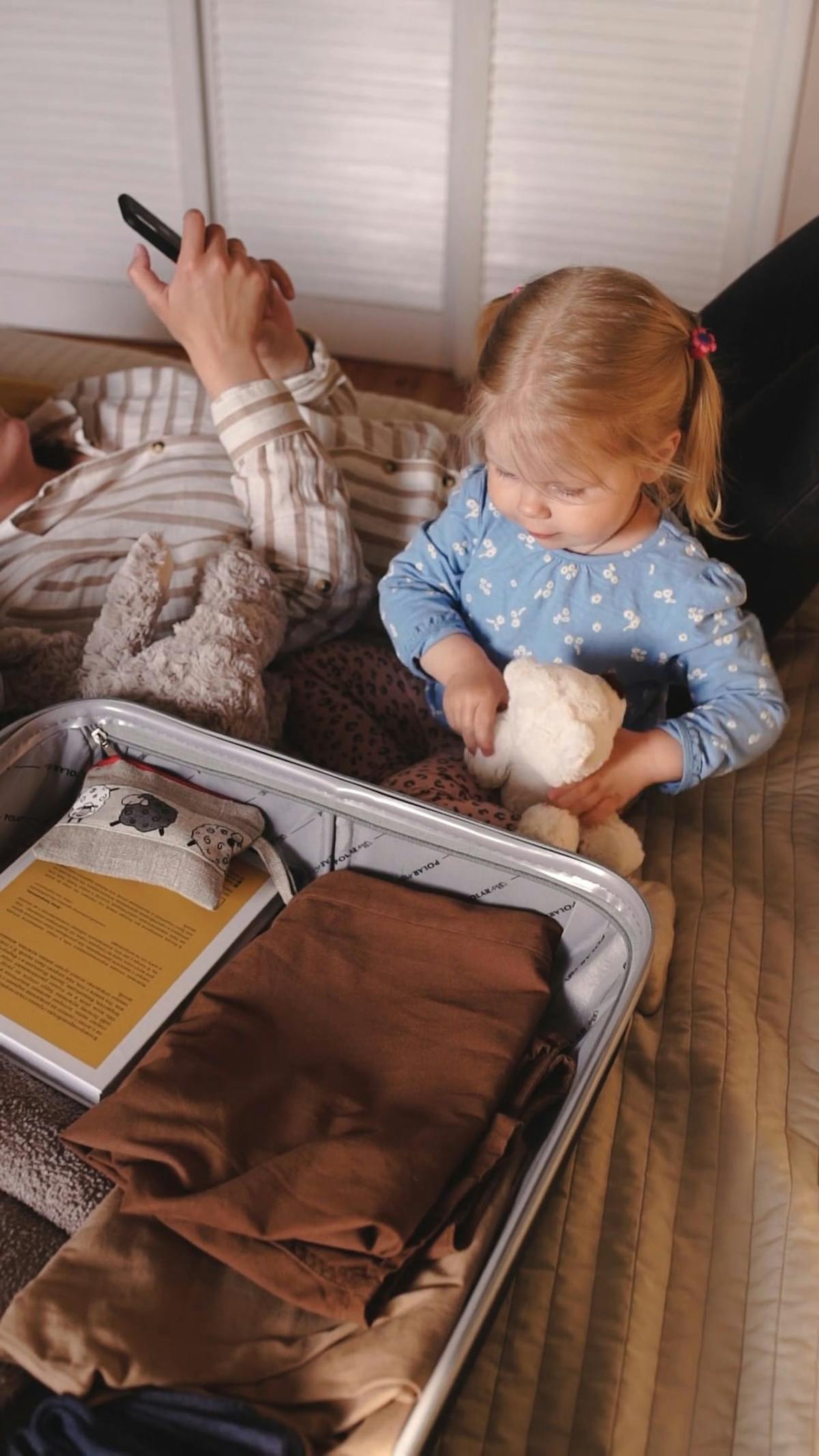 Packing Bag Videos, Download The BEST Free 4k Stock Video Footage ...