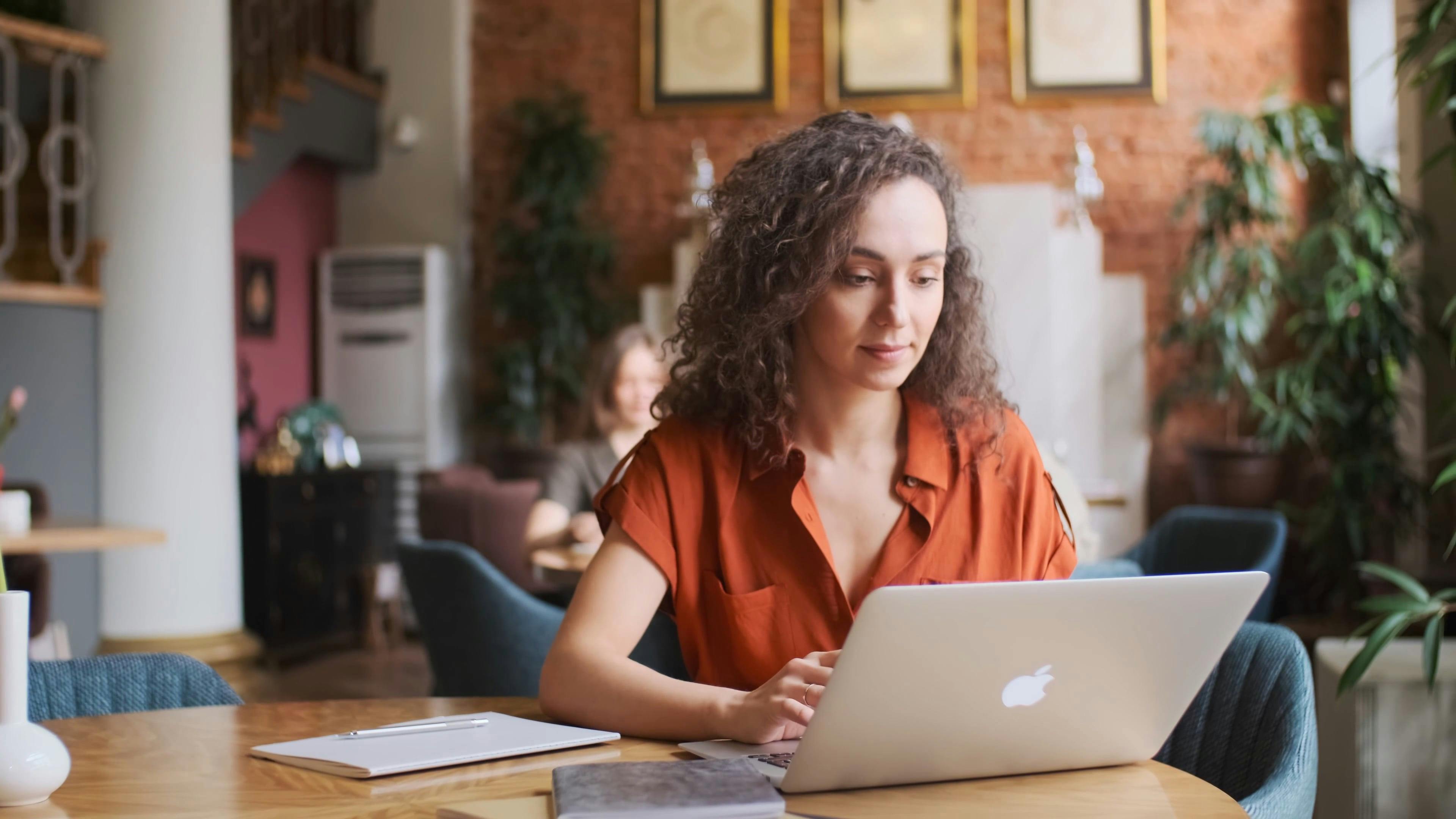 Creative Workplace Videos, Download The BEST Free 4k Stock Video ...