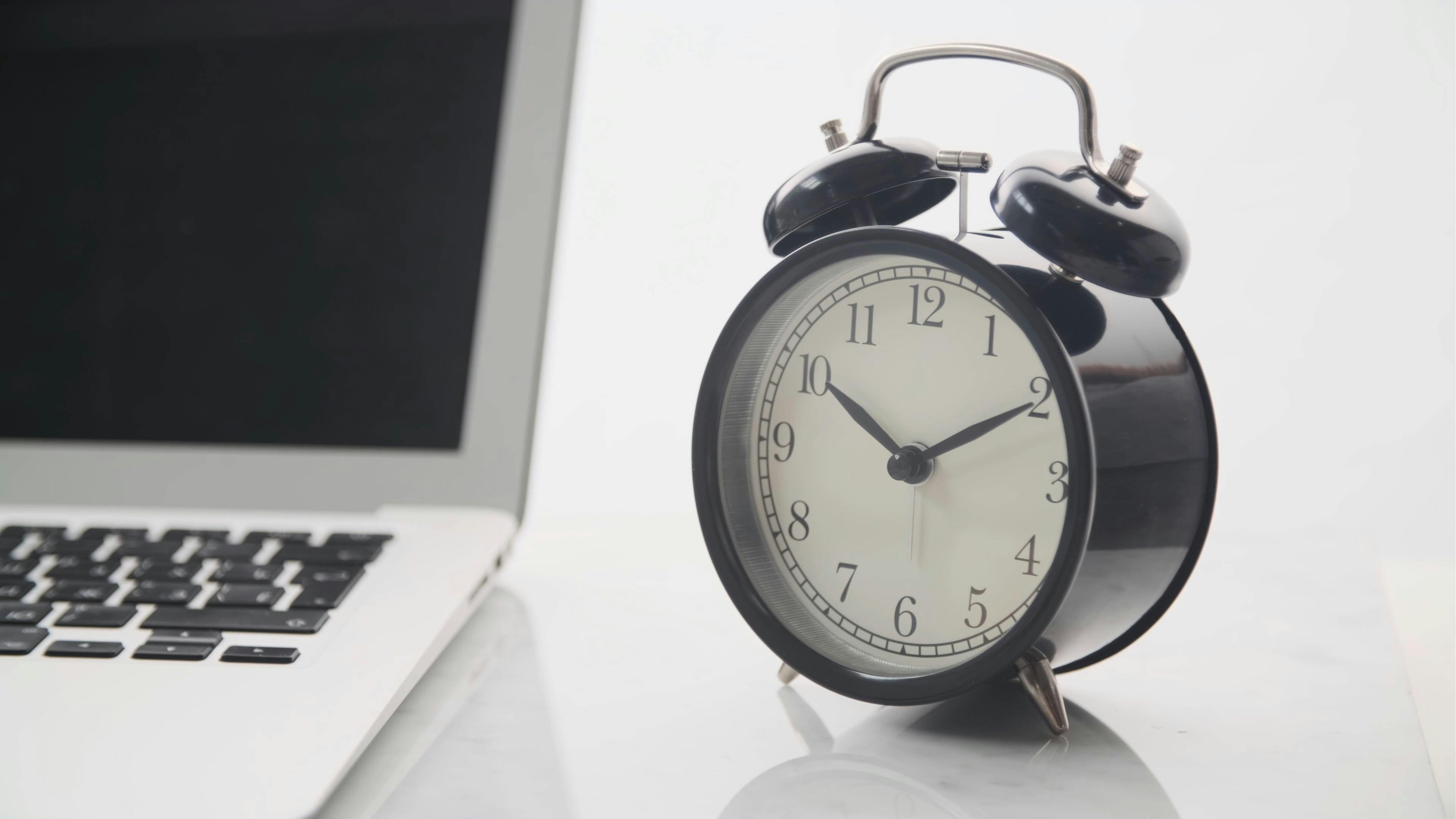 Wallpaper Timer Laptop Videos, Download The BEST Free 4k Stock Video ...