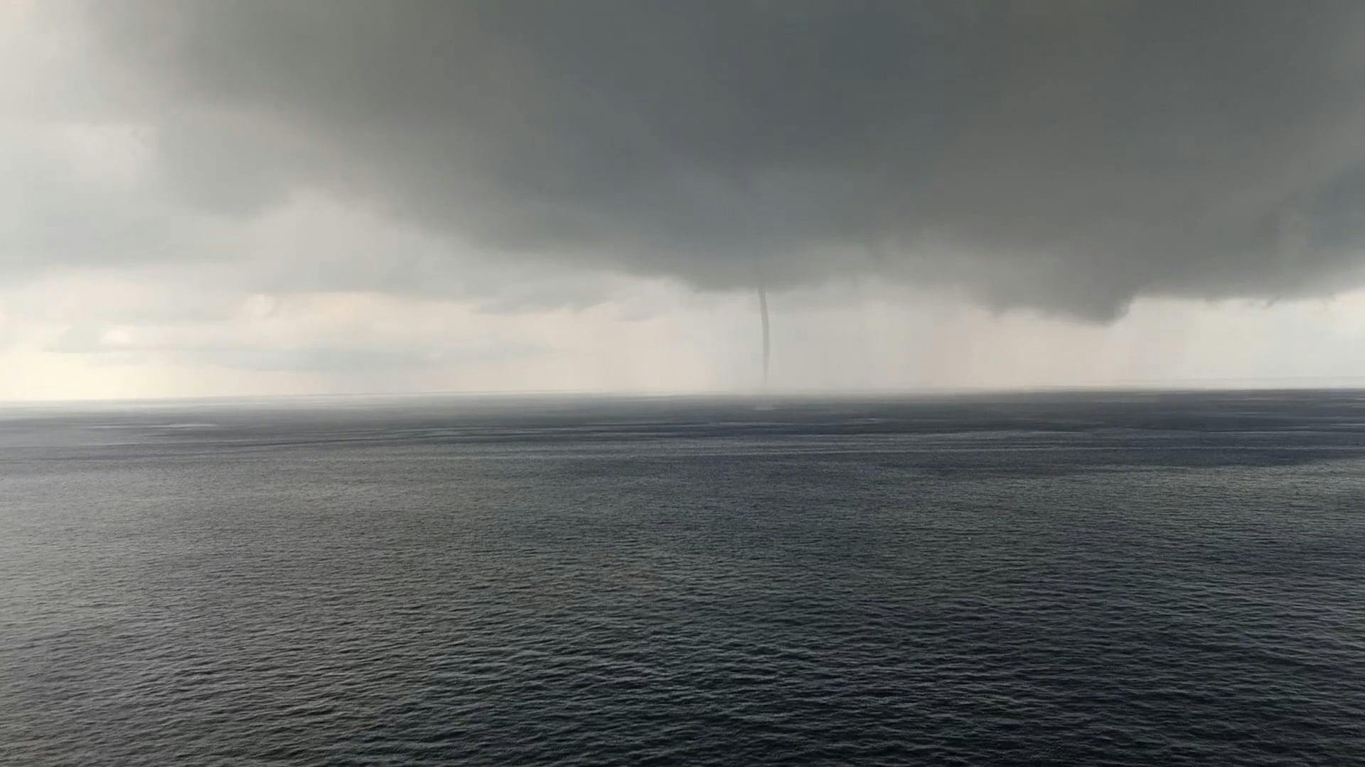 Tornado In Sea Videos, Download The BEST Free 4k Stock Video Footage ...