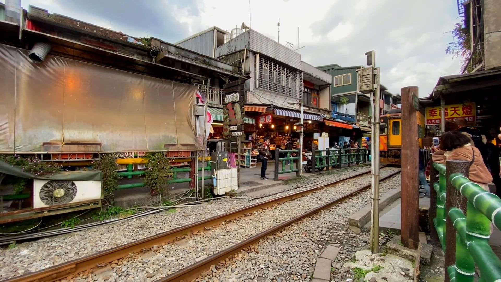 Shifen Train Videos, Download The BEST Free 4k Stock Video Footage ...
