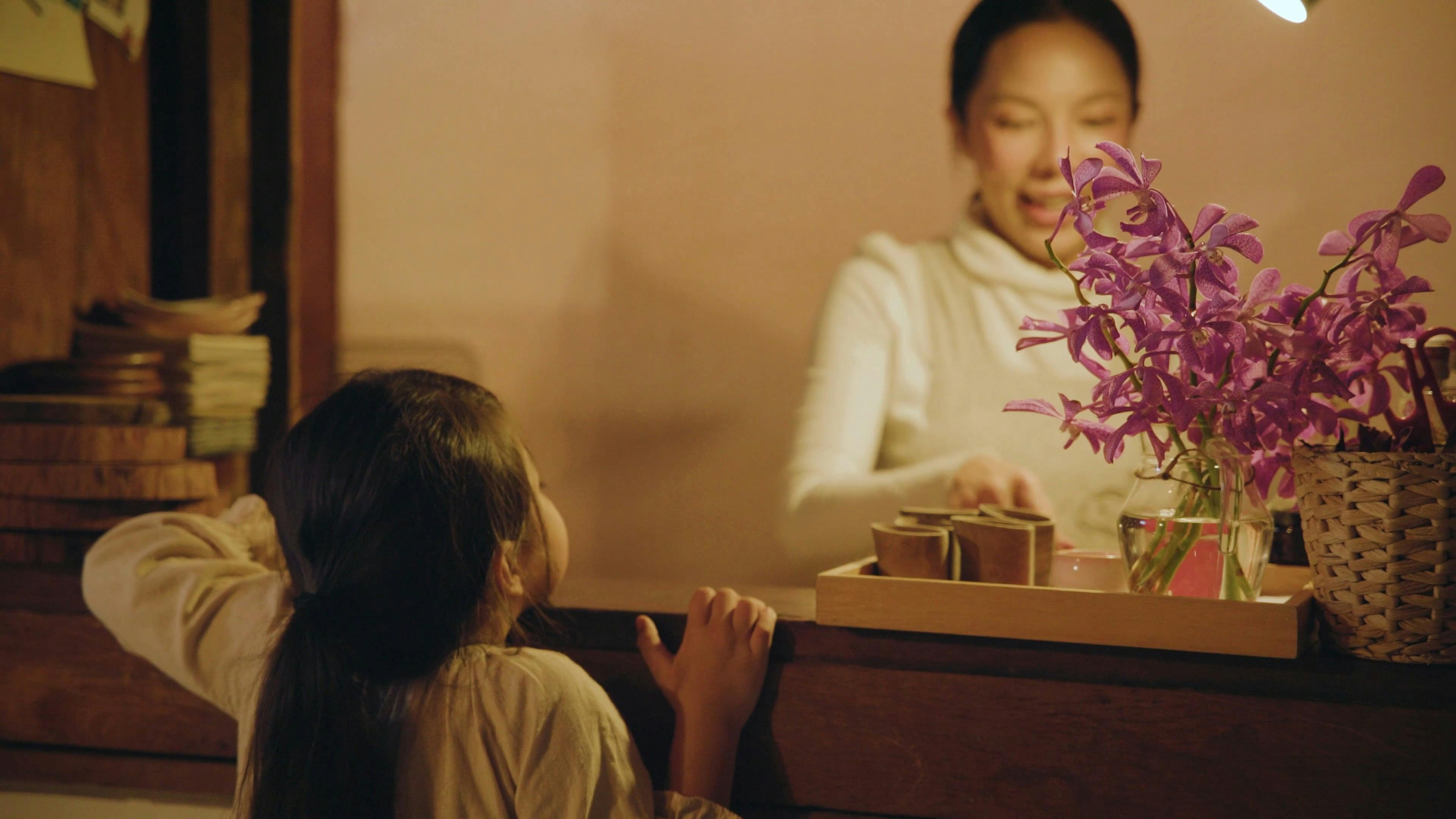 Caring Customer Videos, Download The BEST Free 4k Stock Video Footage ...