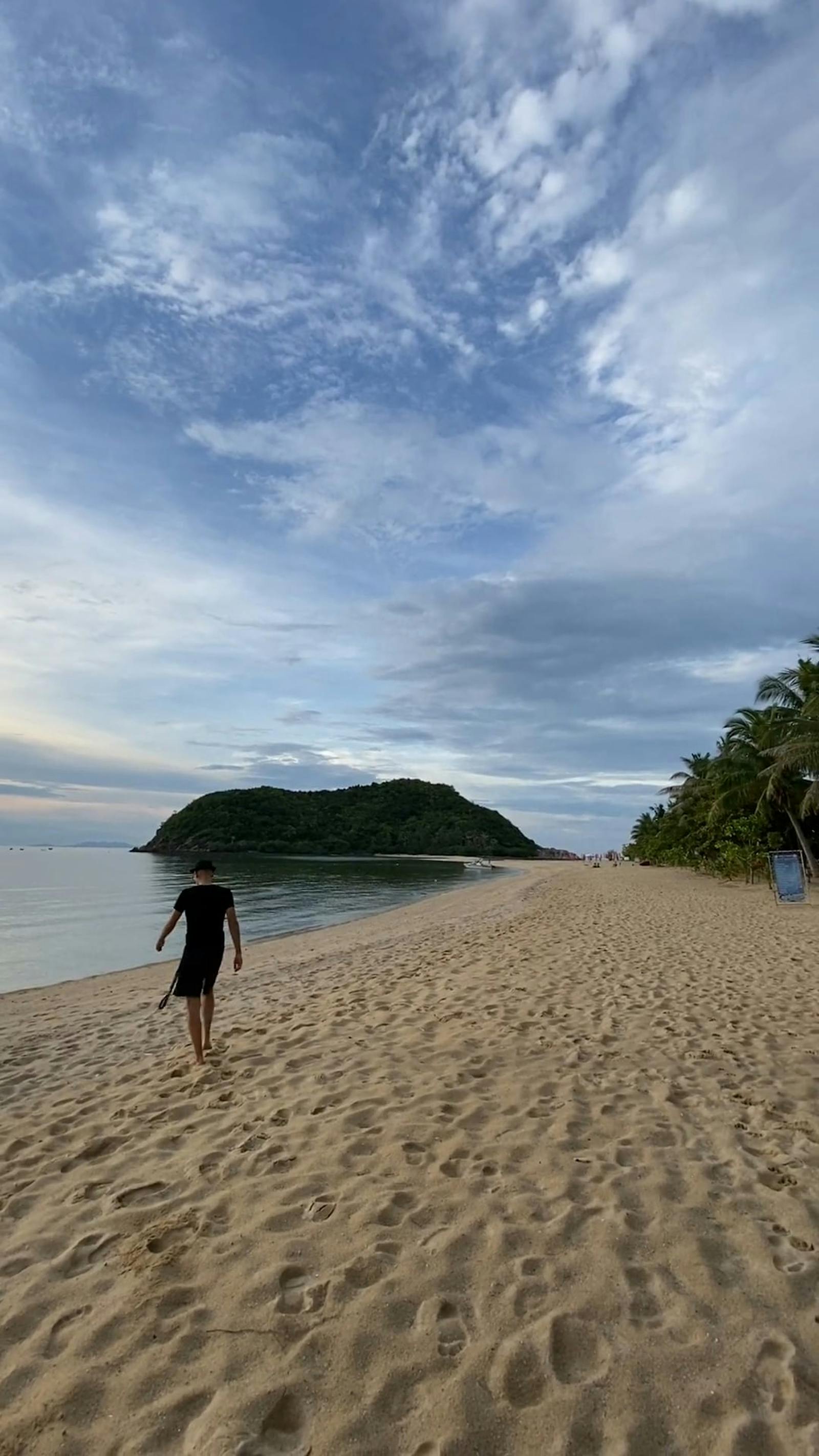 Beach Walk Videos, Download The BEST Free 4k Stock Video Footage ...