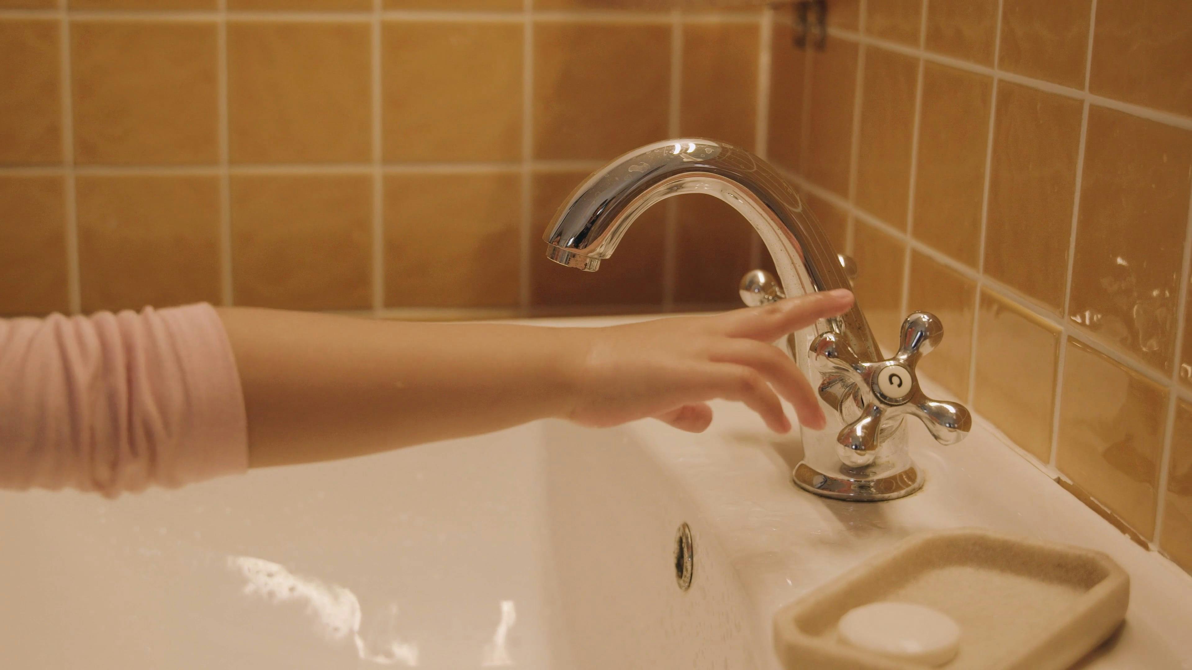 Kid Washing Hand Videos, Download The BEST Free 4k Stock Video Footage ...