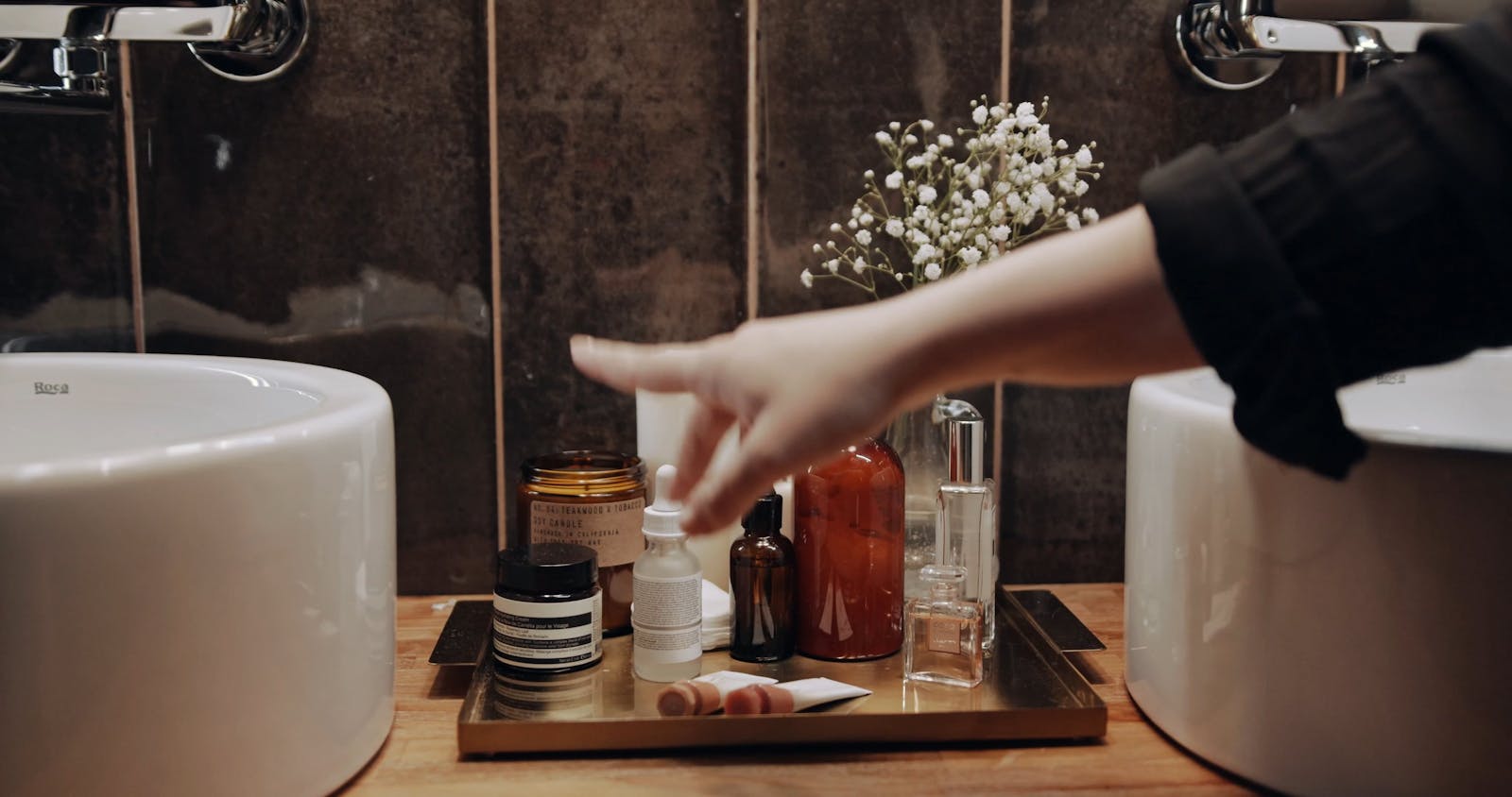 Perfume Videos, Download The BEST Free 4k Stock Video Footage & Perfume ...