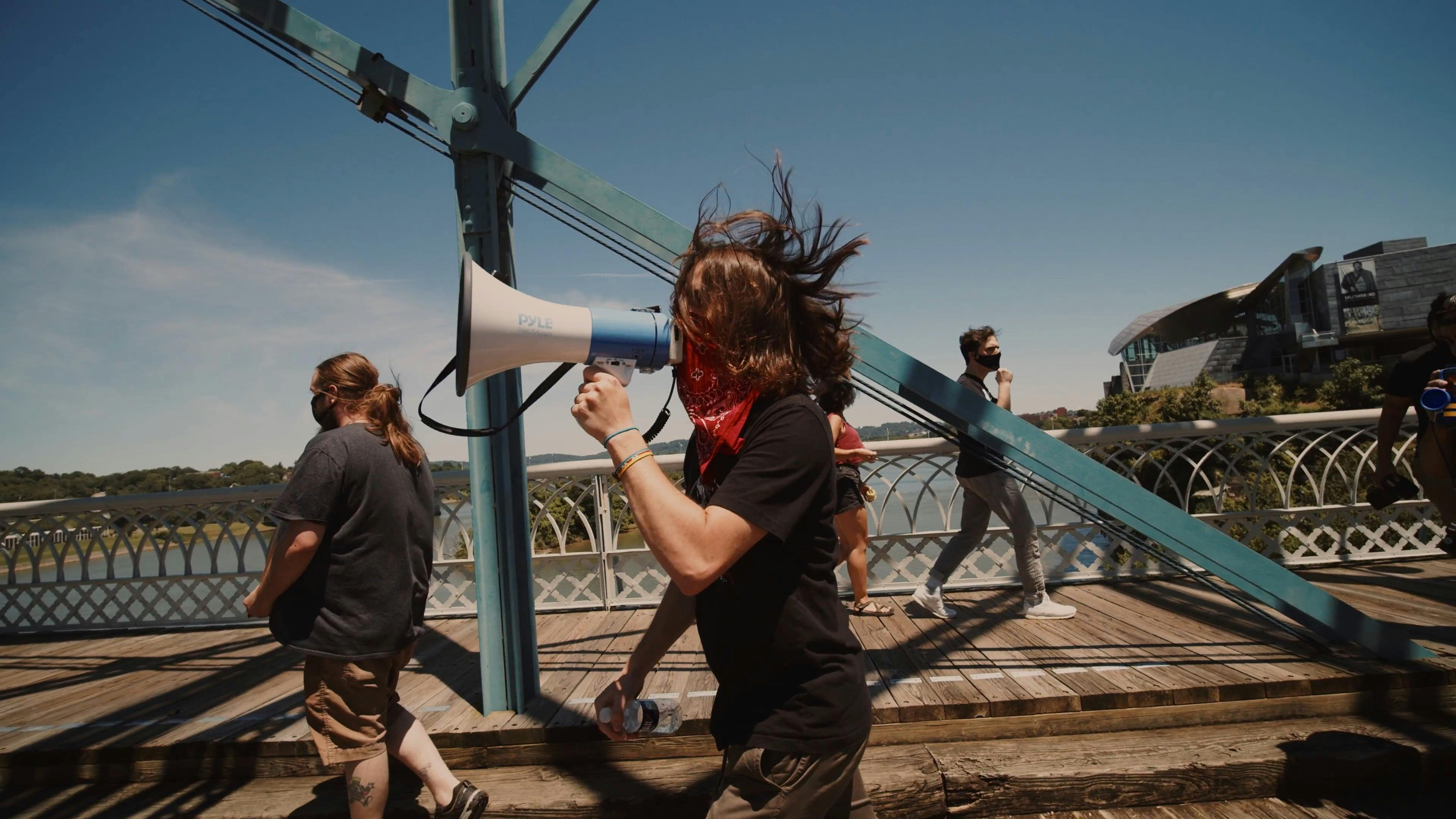 Crowded Bridge Videos, Download The BEST Free 4k Stock Video Footage ...