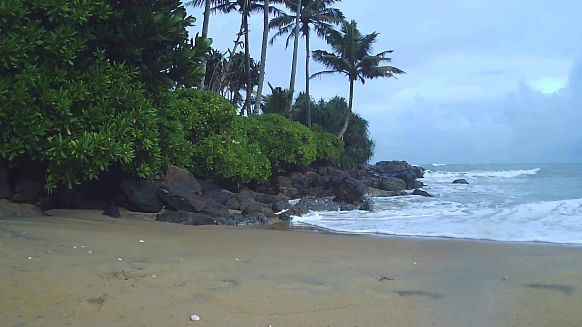 Raining on the Ocean · Free Stock Video