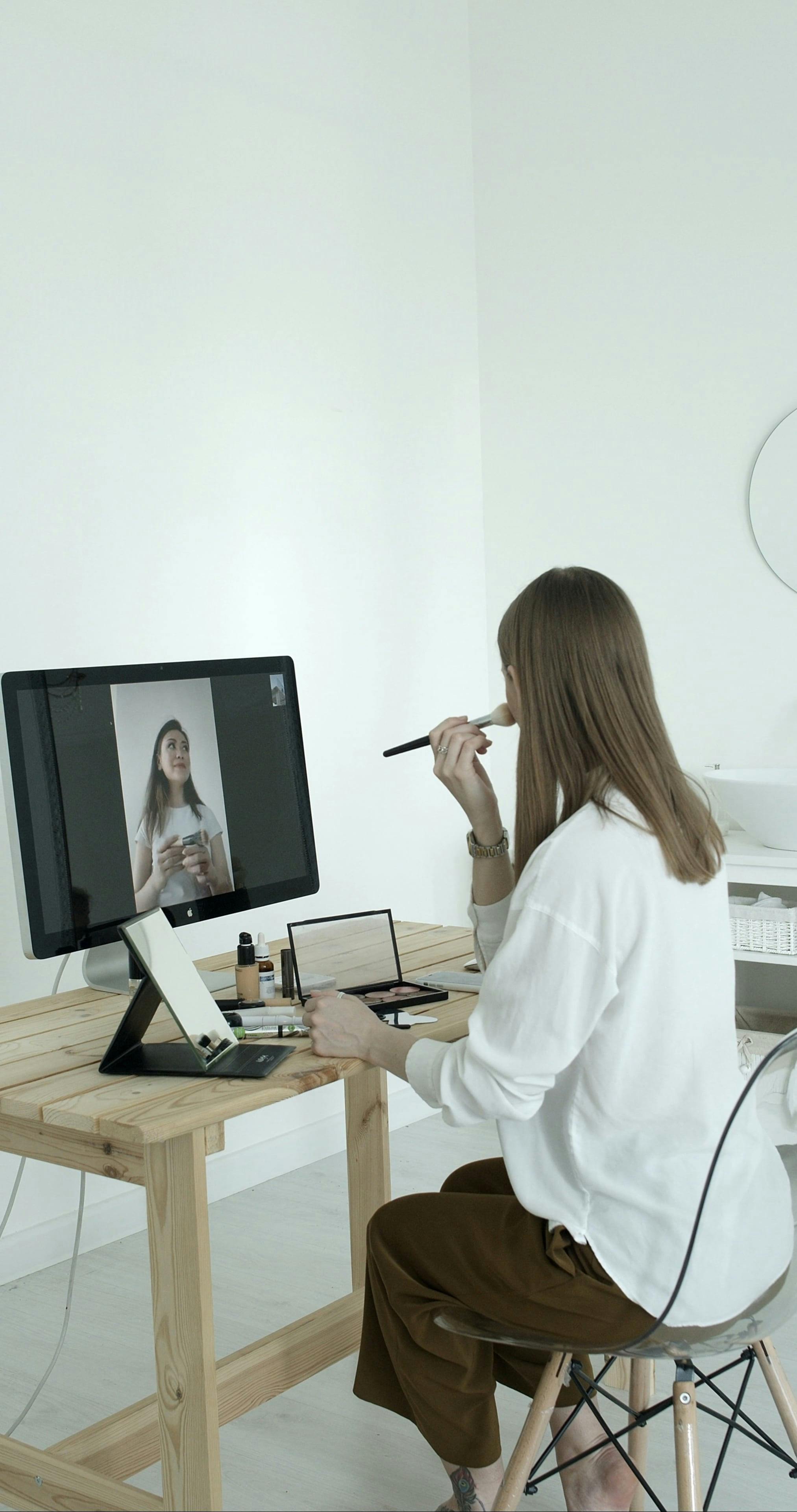 Tutorial Display Videos, Download The BEST Free 4k Stock Video Footage ...