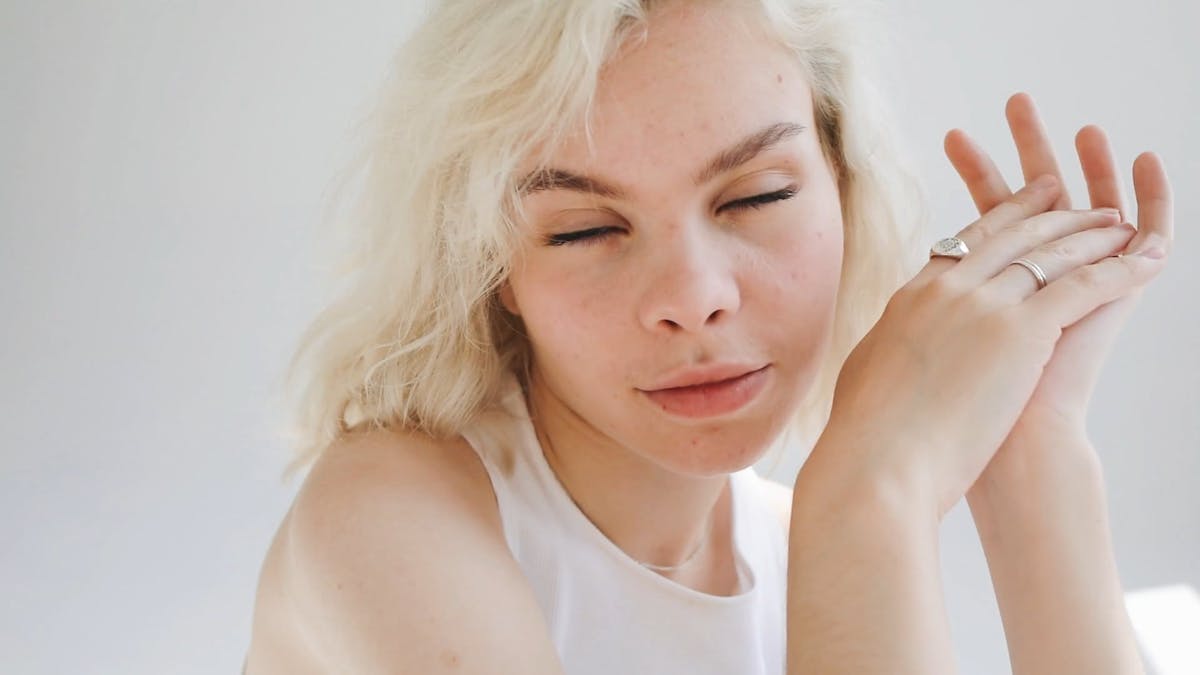 Light Skin Teen Girl Videos, Download The BEST Free 4k Stock Video ...