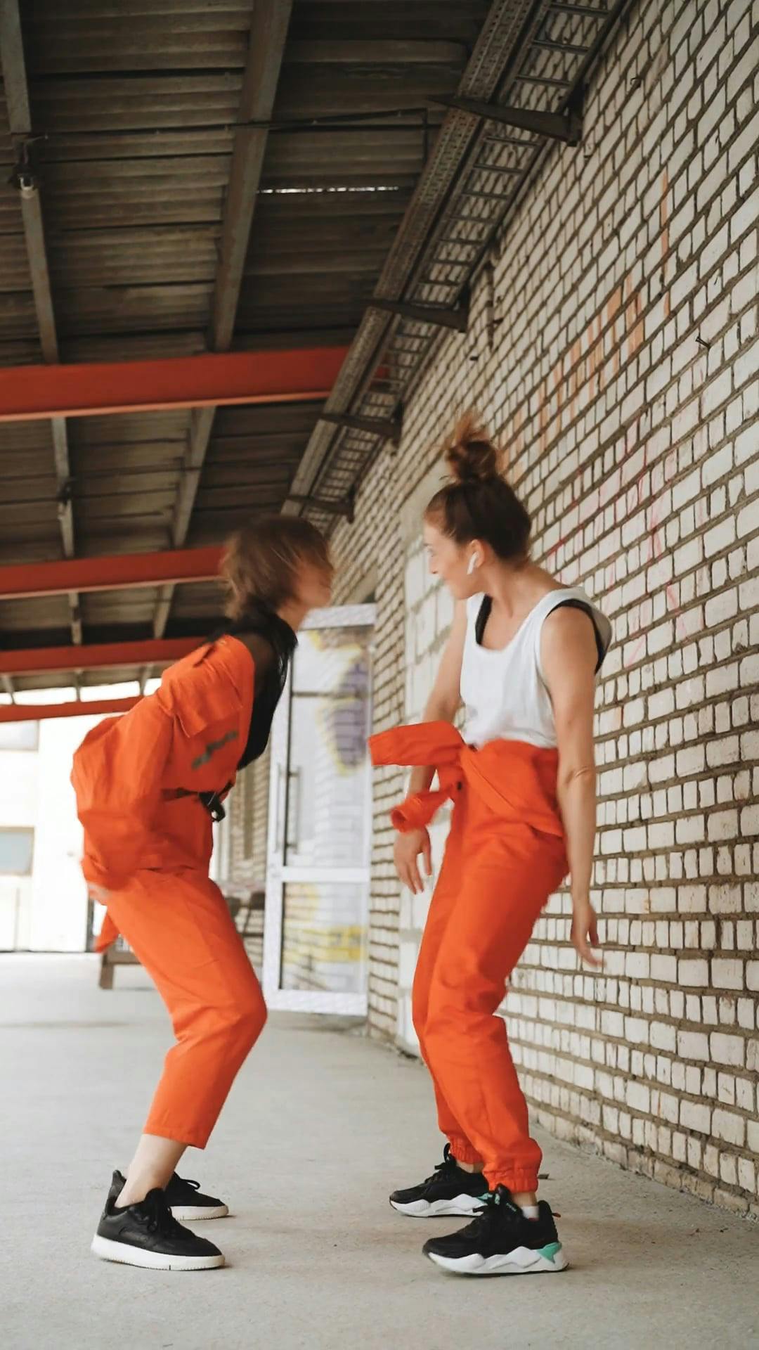 A Female Dancer Showing Her Dance Moves Free Stock Video Footage ...