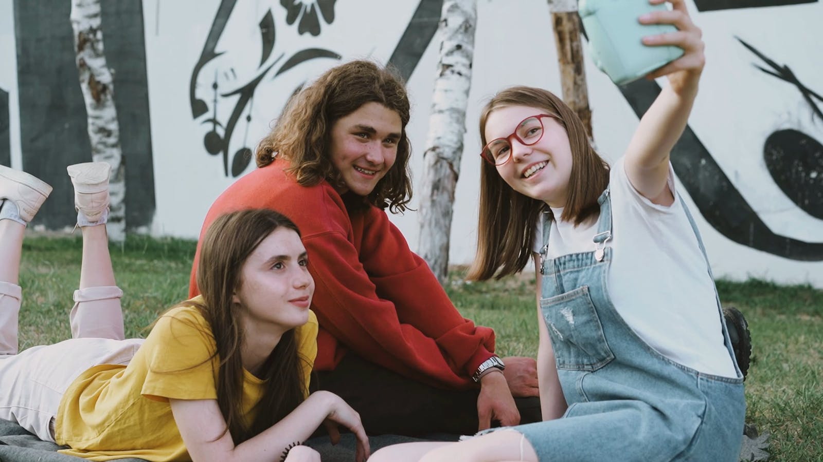 Best Friends Videos, Download The BEST Free 4k Stock Video Footage ...