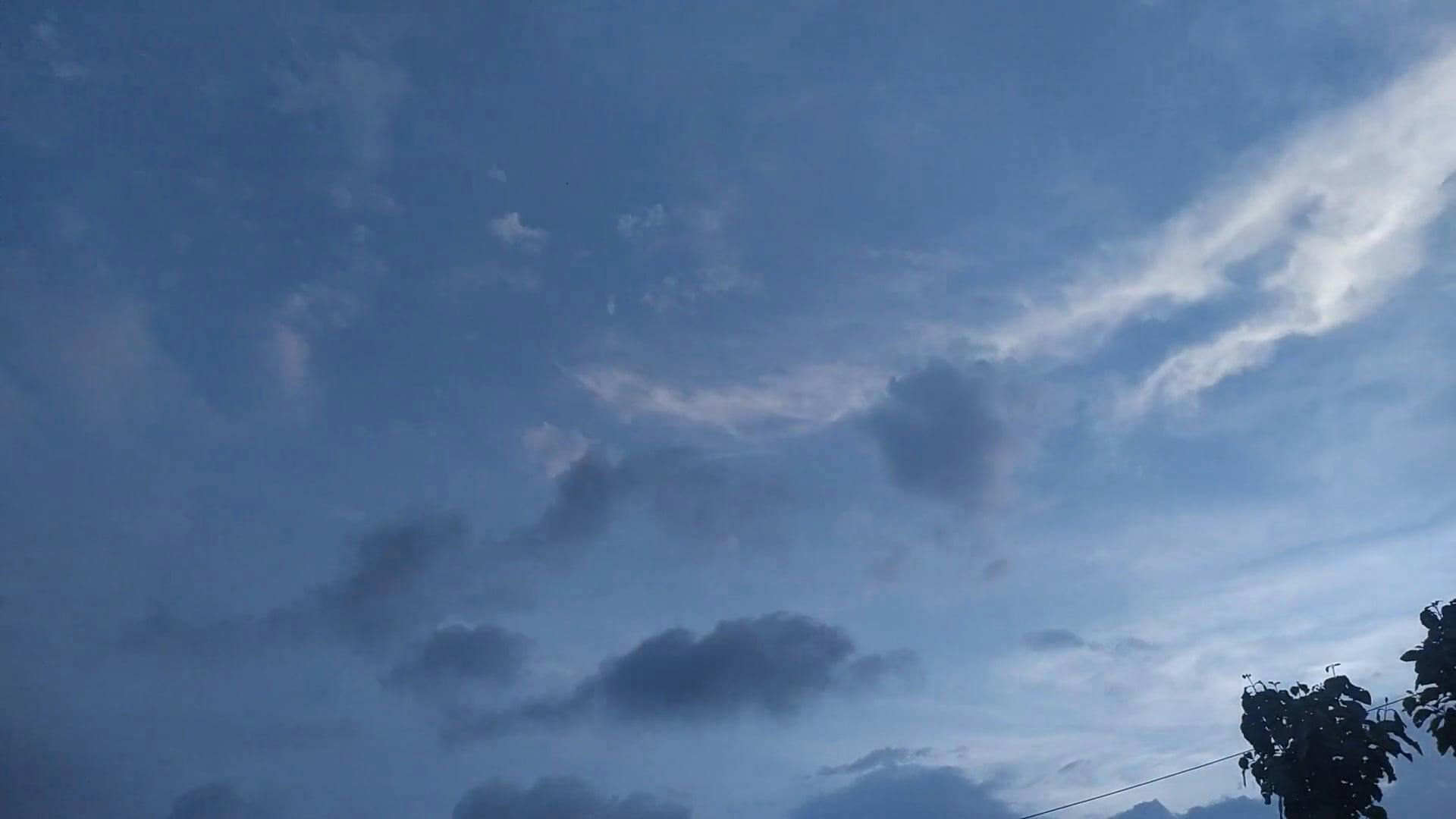 A Time-Lapse of the Sky · Free Stock Video