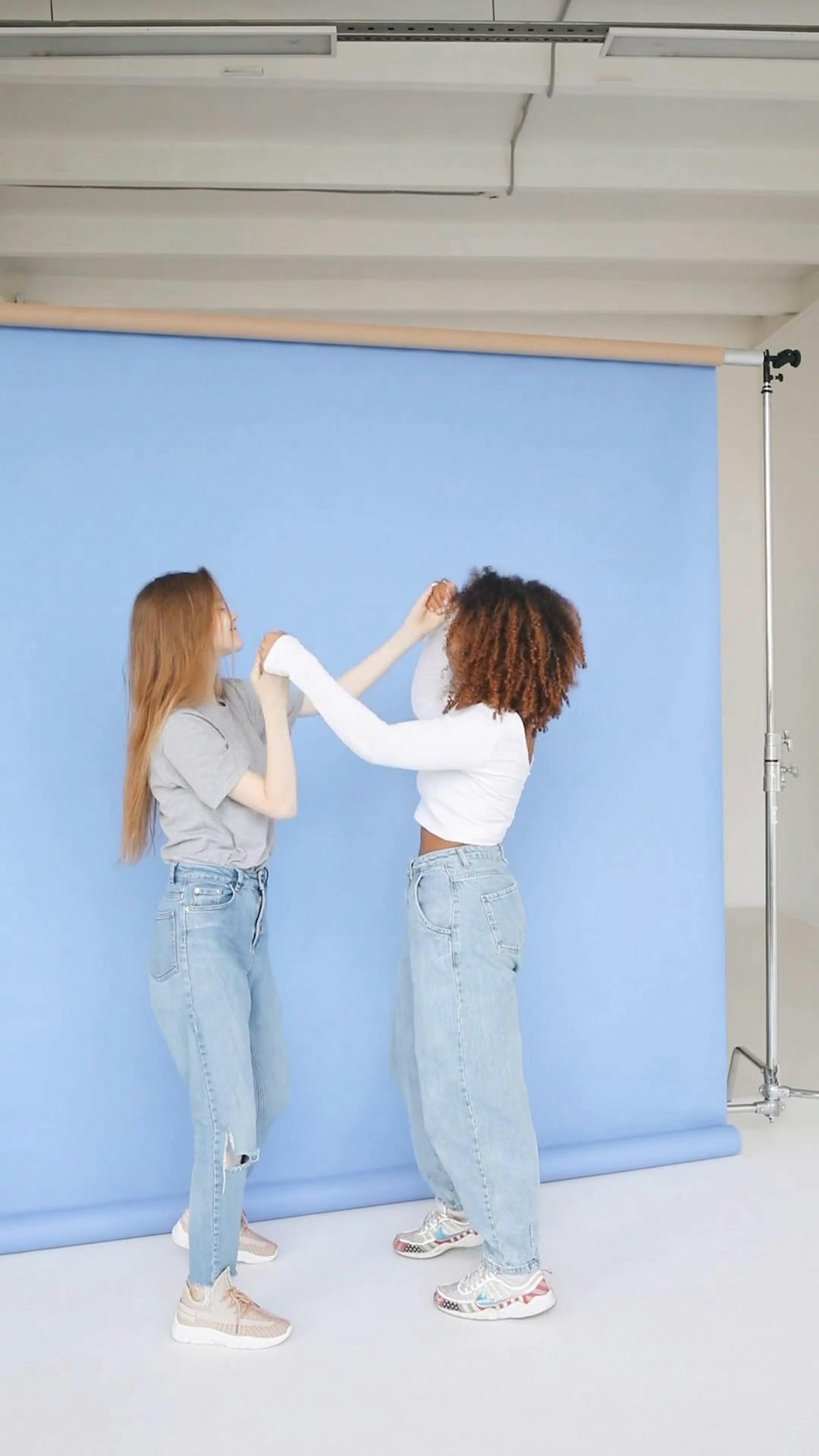 Bff+Tag+Feet Videos, Download The BEST Free 4k Stock Video Footage ...