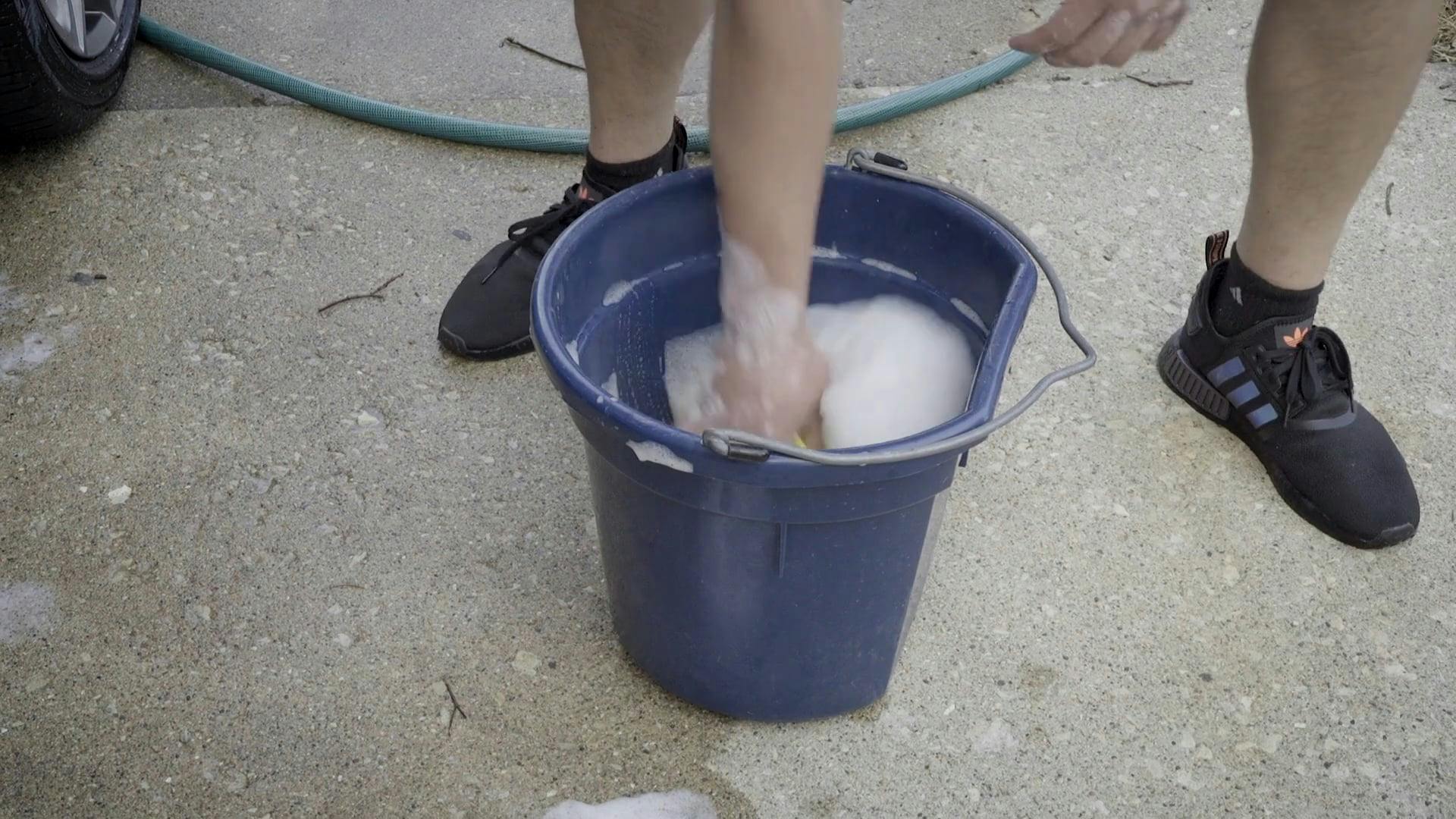 Legs Washing Videos, Download The BEST Free 4k Stock Video Footage ...