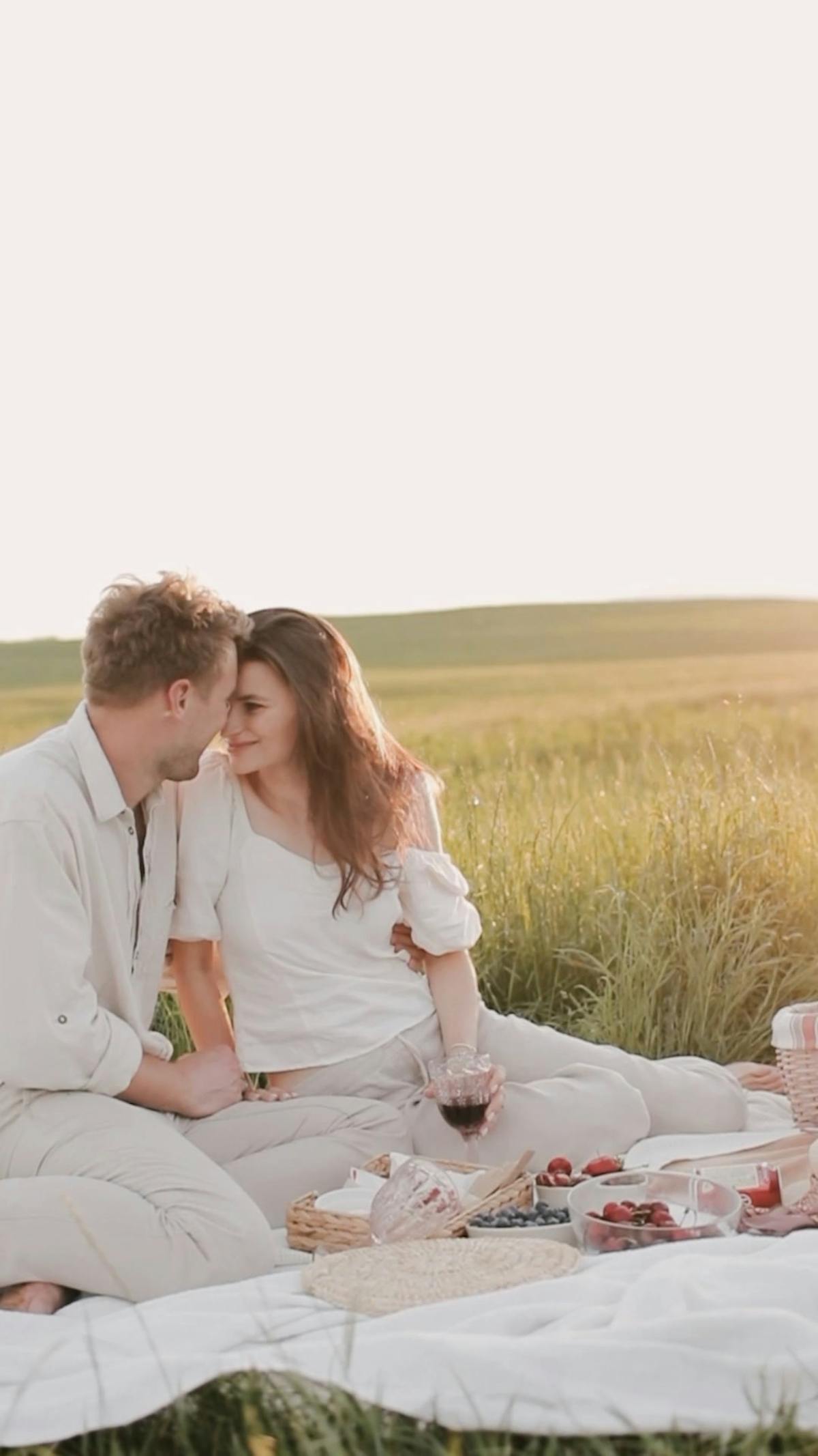 Couple Talk Videos, Download The BEST Free 4k Stock Video Footage ...