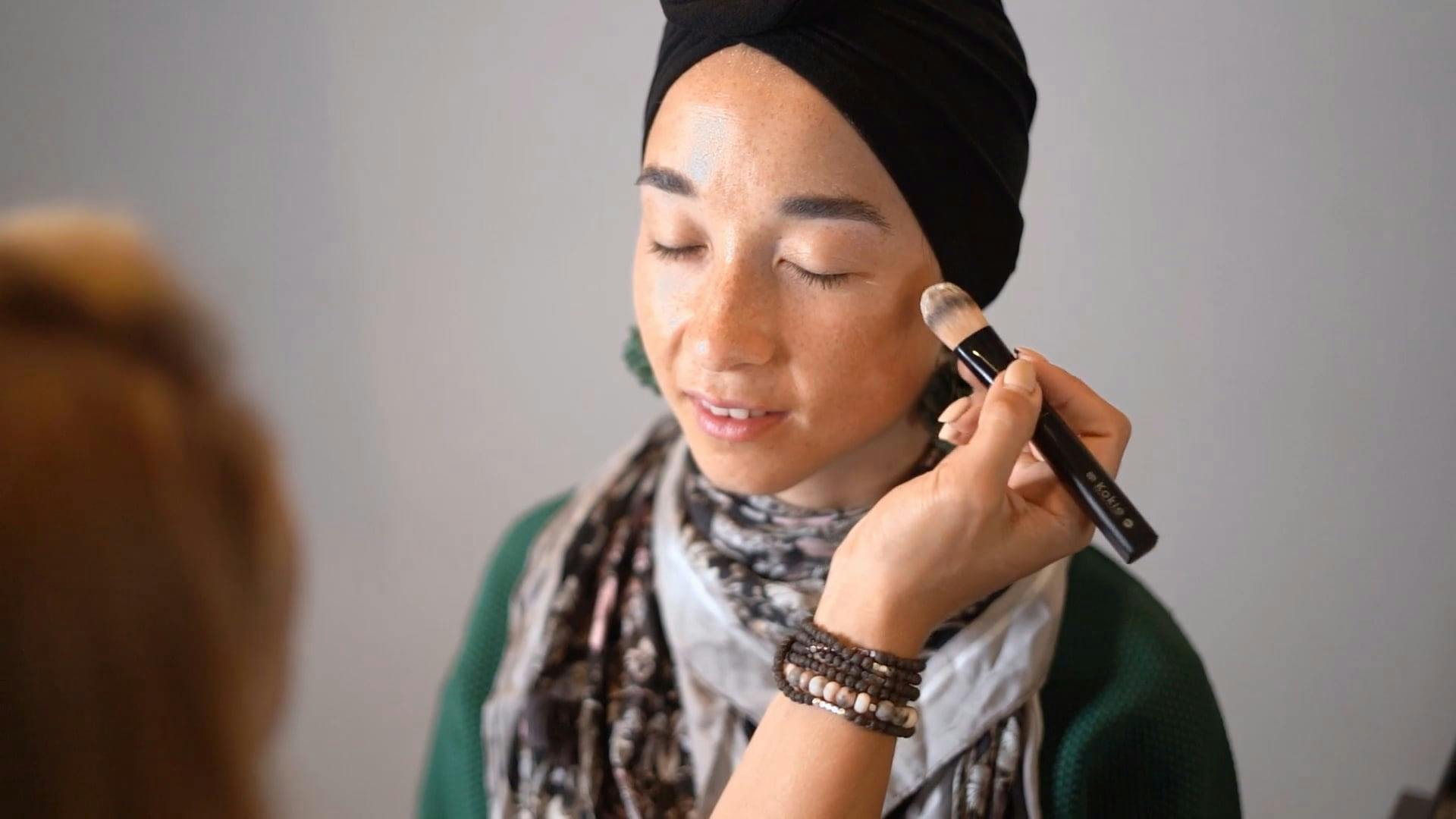 Putting Makeup on a Woman Free Stock Video Footage, Royalty-Free 4K ...