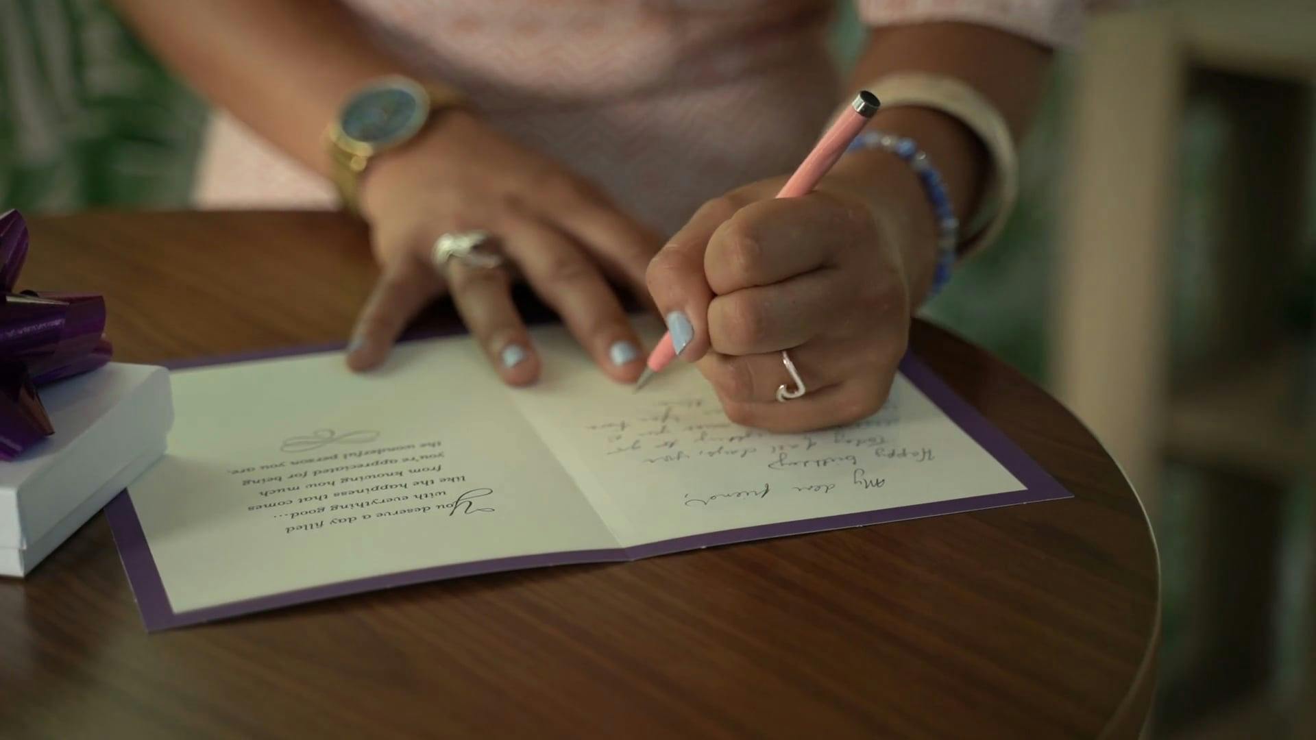 Personalized Gift Videos, Download The BEST Free 4k Stock Video Footage ...