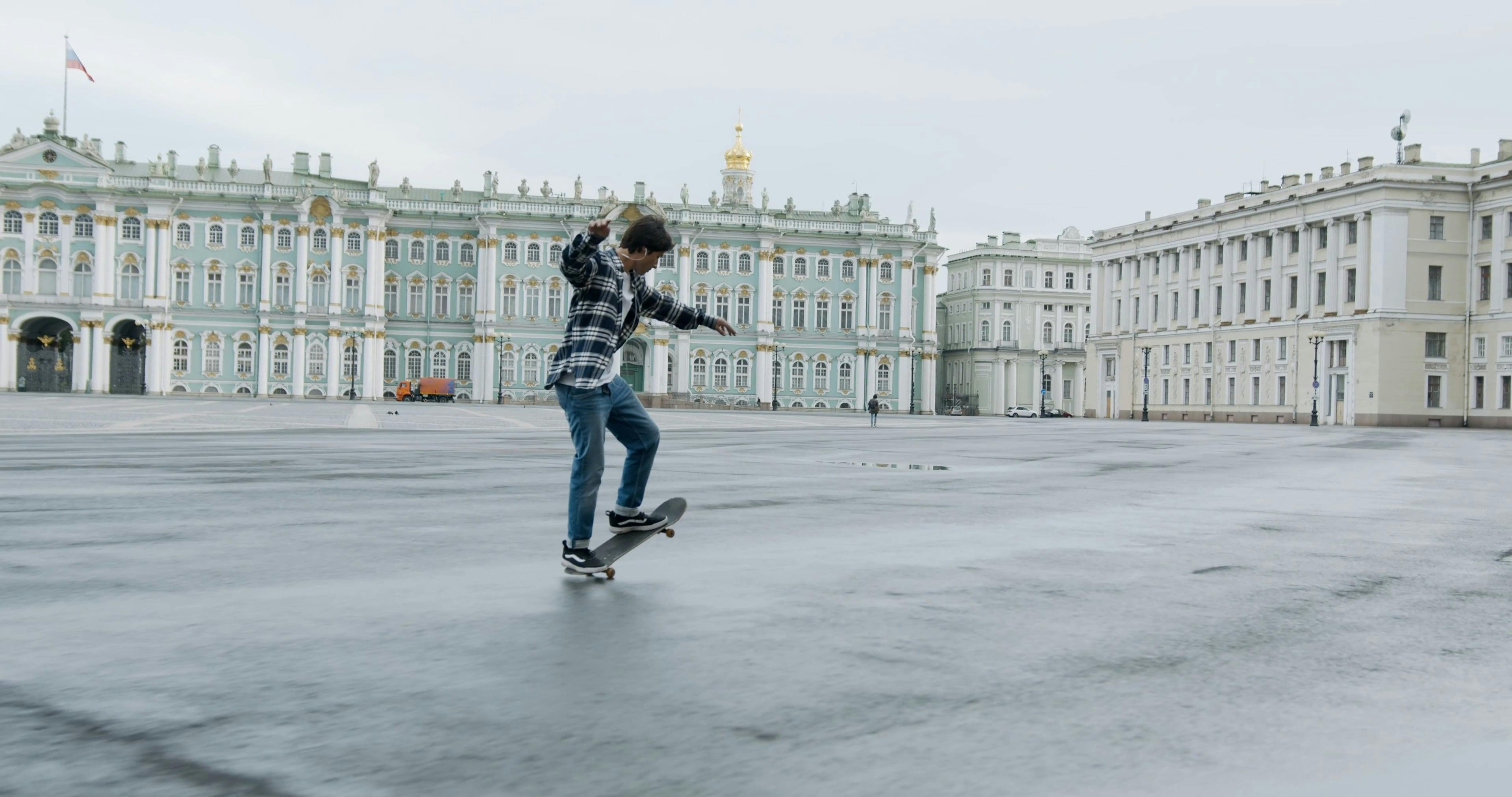 Vídeo profissional gratuito de @exterior, ação, adulto jovem, andar de ...