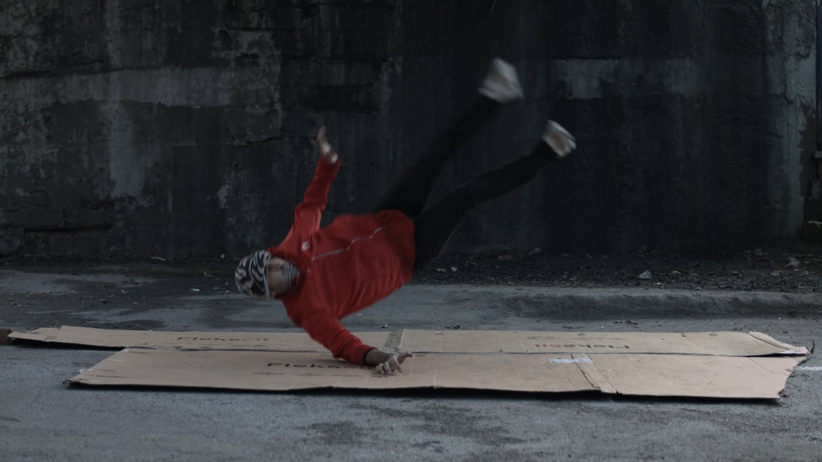 Breakdance Videos, Download The BEST Free 4k Stock Video Footage ...