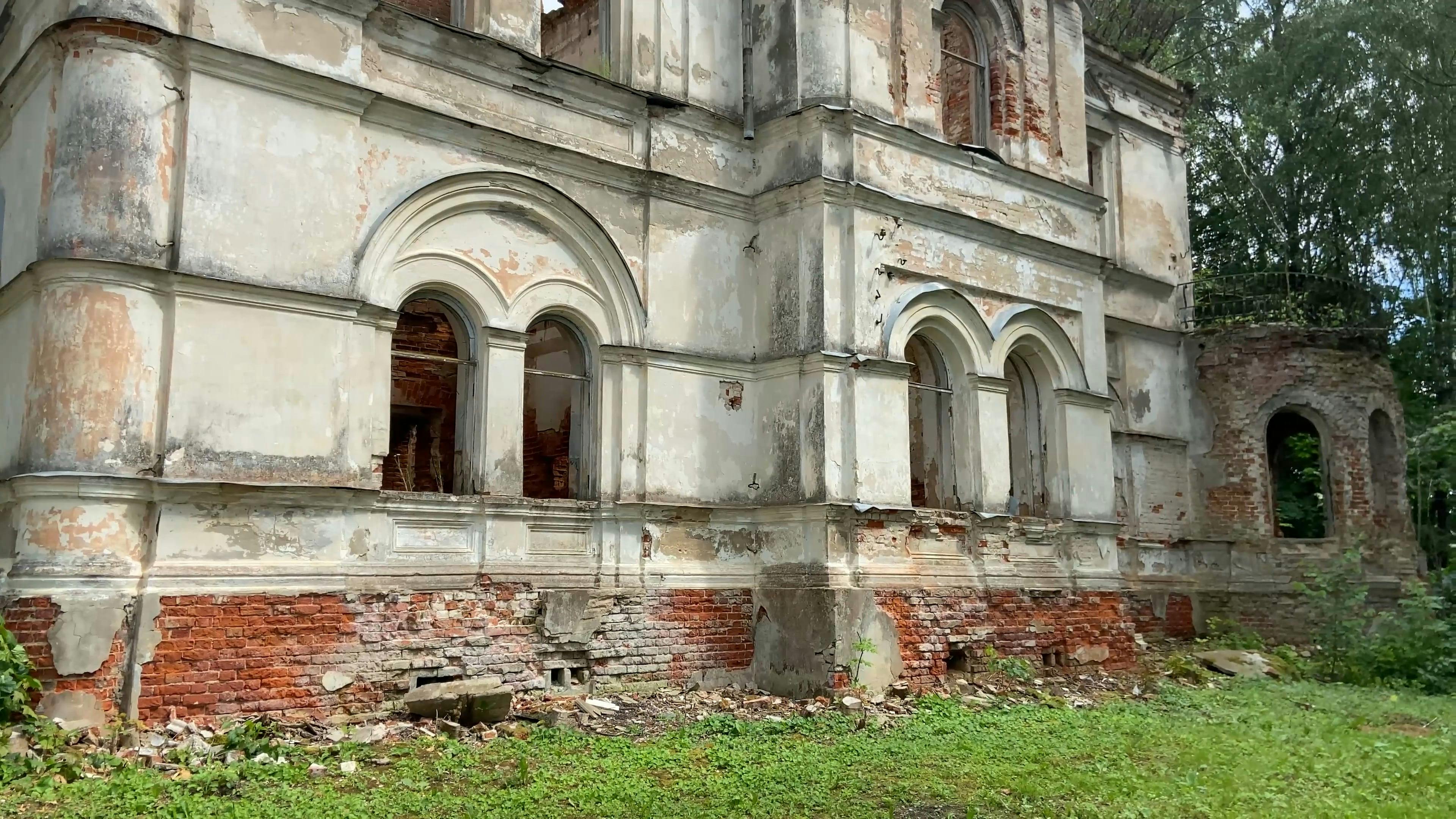 Abandoned Building · Free Stock Video