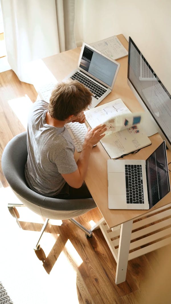 Developer Videos, Download The BEST Free 4k Stock Video Footage ...