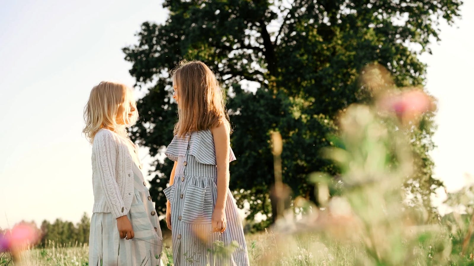 Cute Girls Reels Videos, Download The BEST Free 4k Stock Video Footage ...