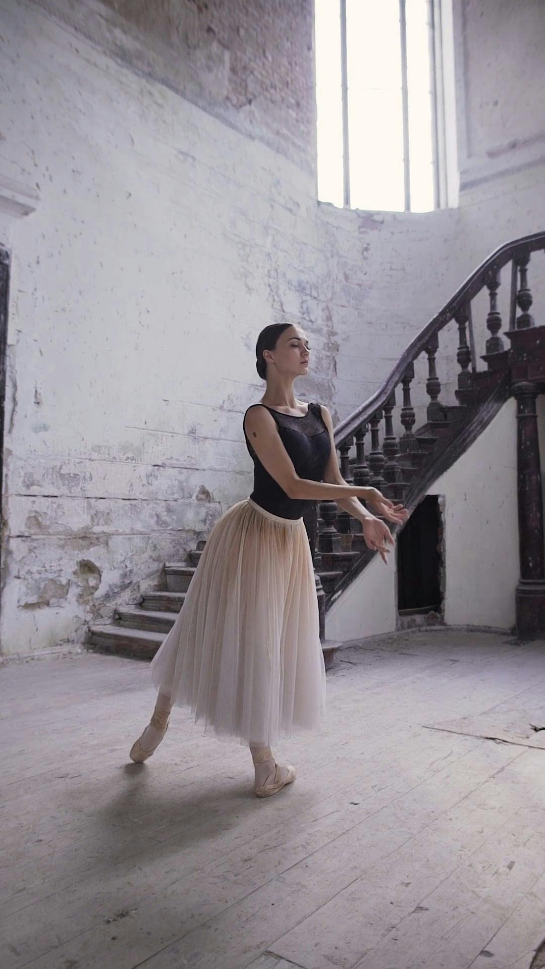 Woman Dancing Gracefully Inside the Old House · Free Stock Video