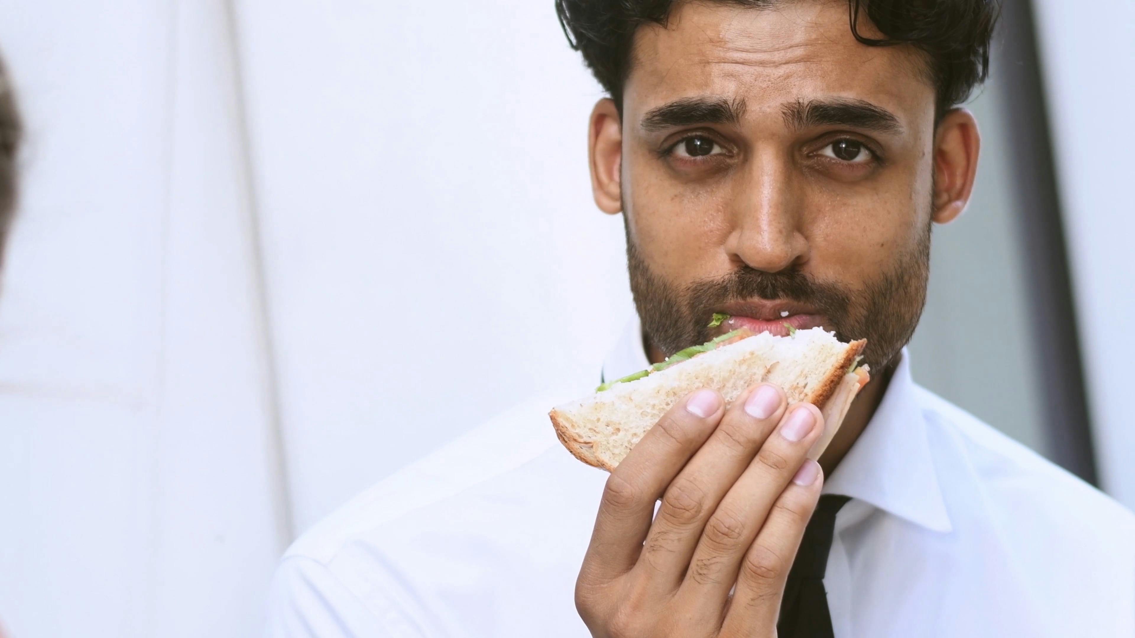 Vídeos de stock gratuitos sobre #interior, adultos, almuerzo, almuerzo ...