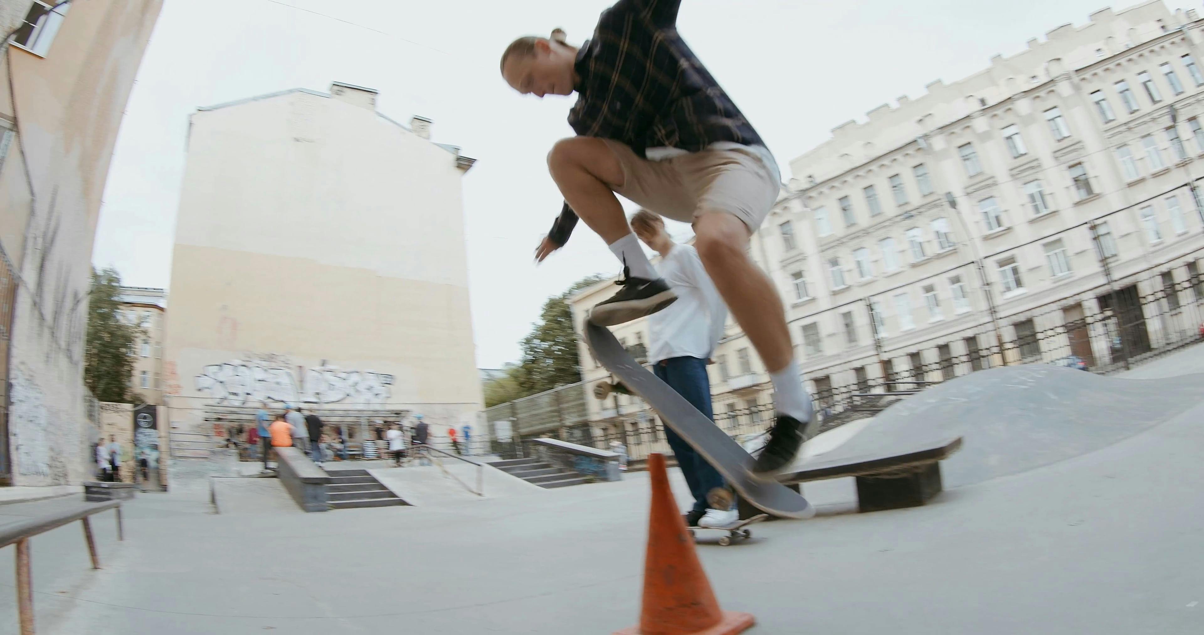 Skateboard Trick Videos, Download The BEST Free 4k Stock Video Footage ...