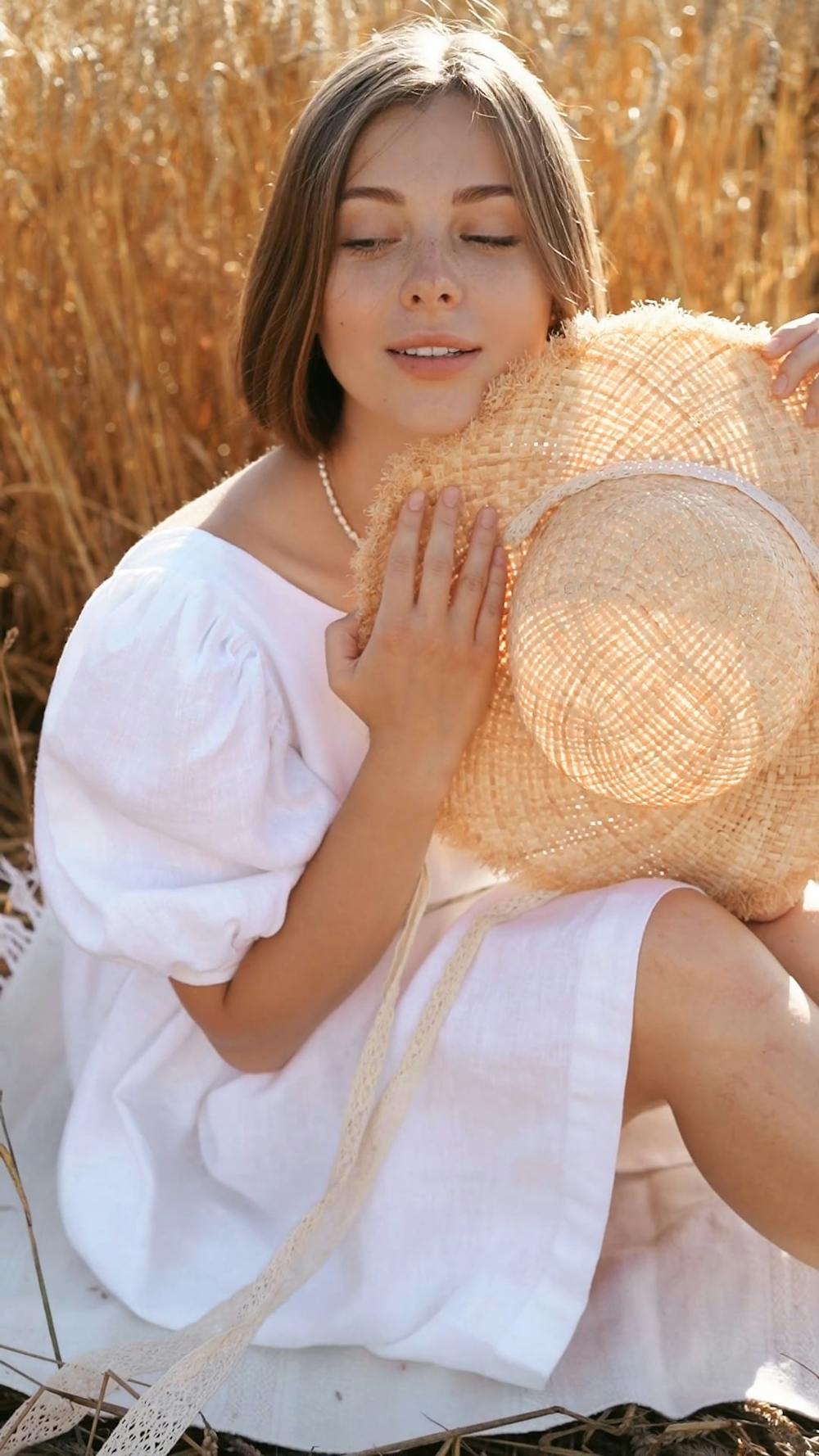 Woman with White Dress and Hat Smiling at Camera · Free Stock Video Woman with White Dress and Hat Smiling at Camera · Free Stock Video