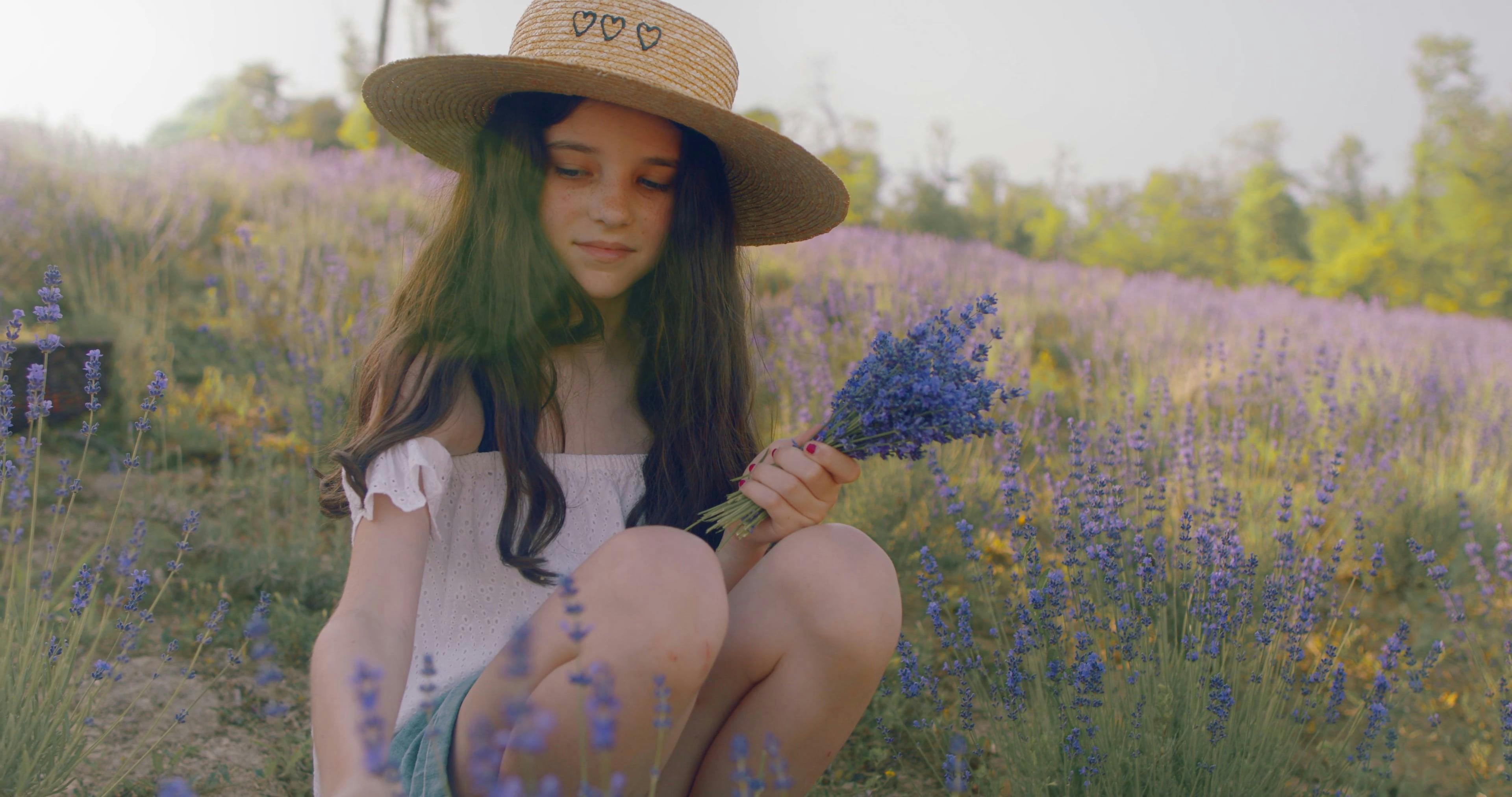 Cute Teen Girl Try On Bikini Videos, Download The BEST Free 4k Stock ...