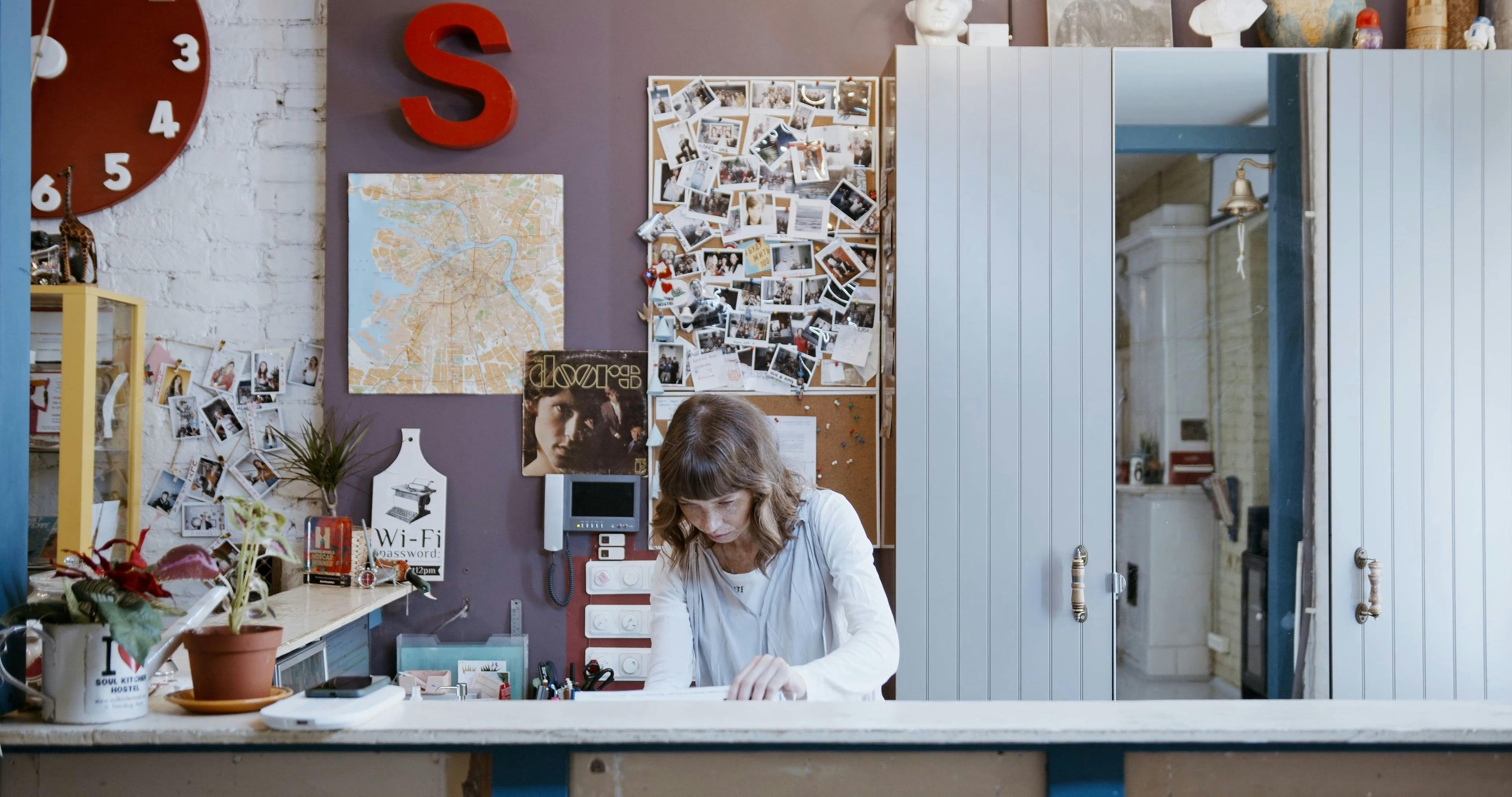 Employee S Videos, Download The BEST Free 4k Stock Video Footage ...