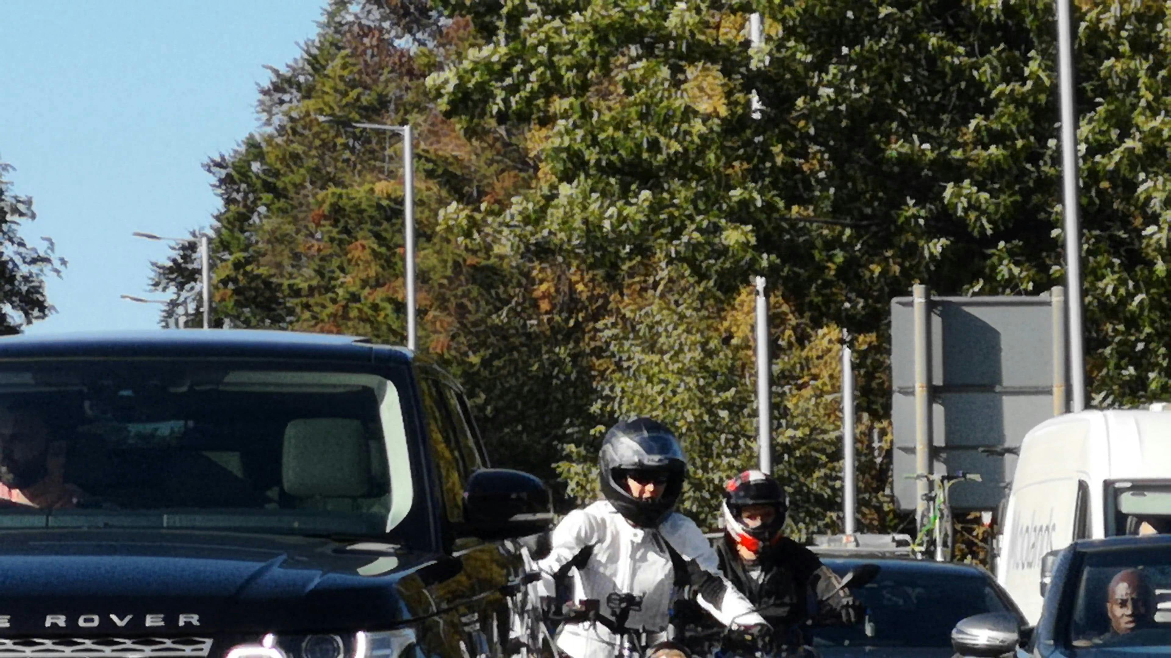 Motorcycle Commuting Photos Videos, Download The BEST Free 4k Stock ...